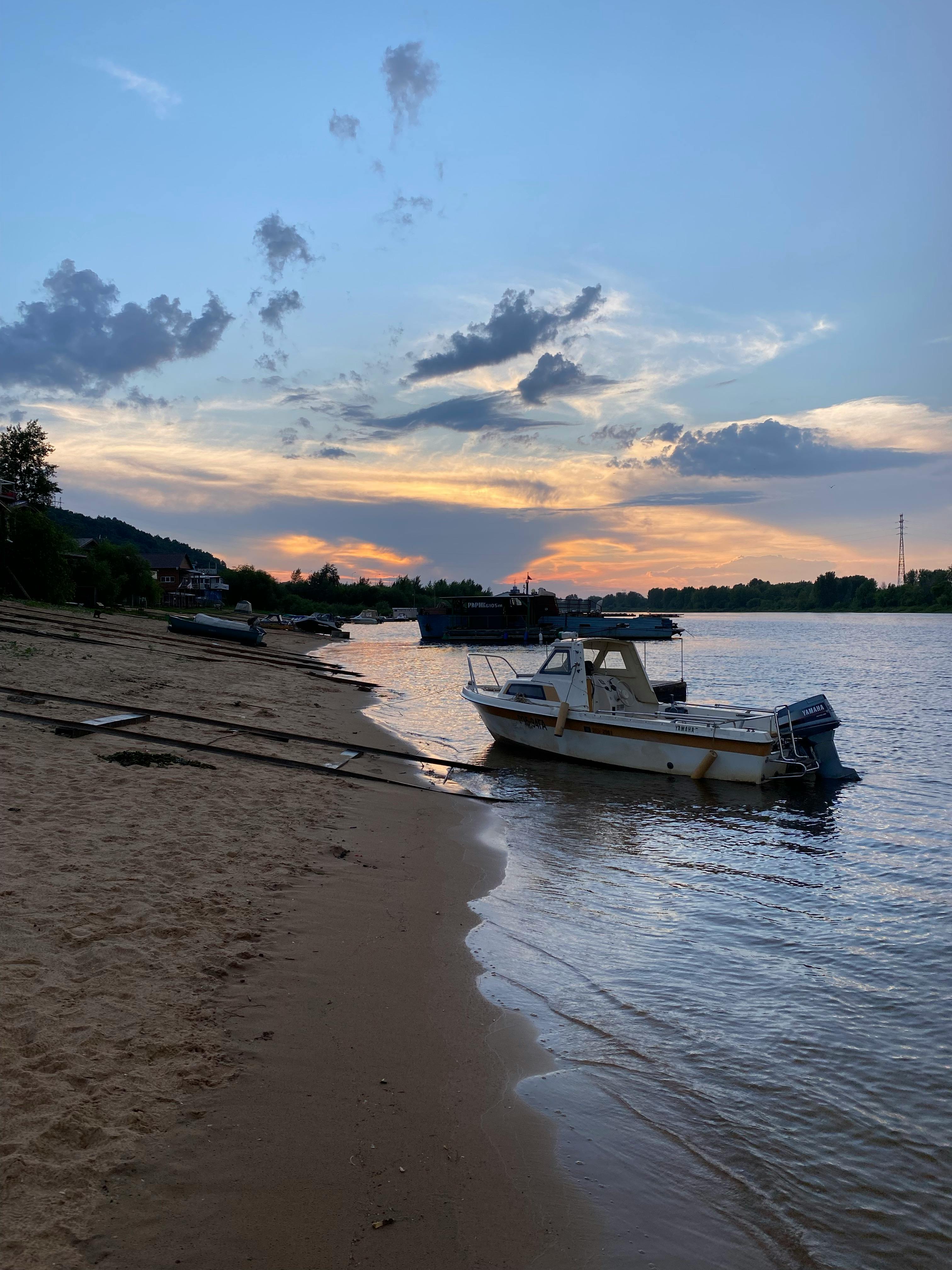 View of Boat on Water · Free Stock Photo