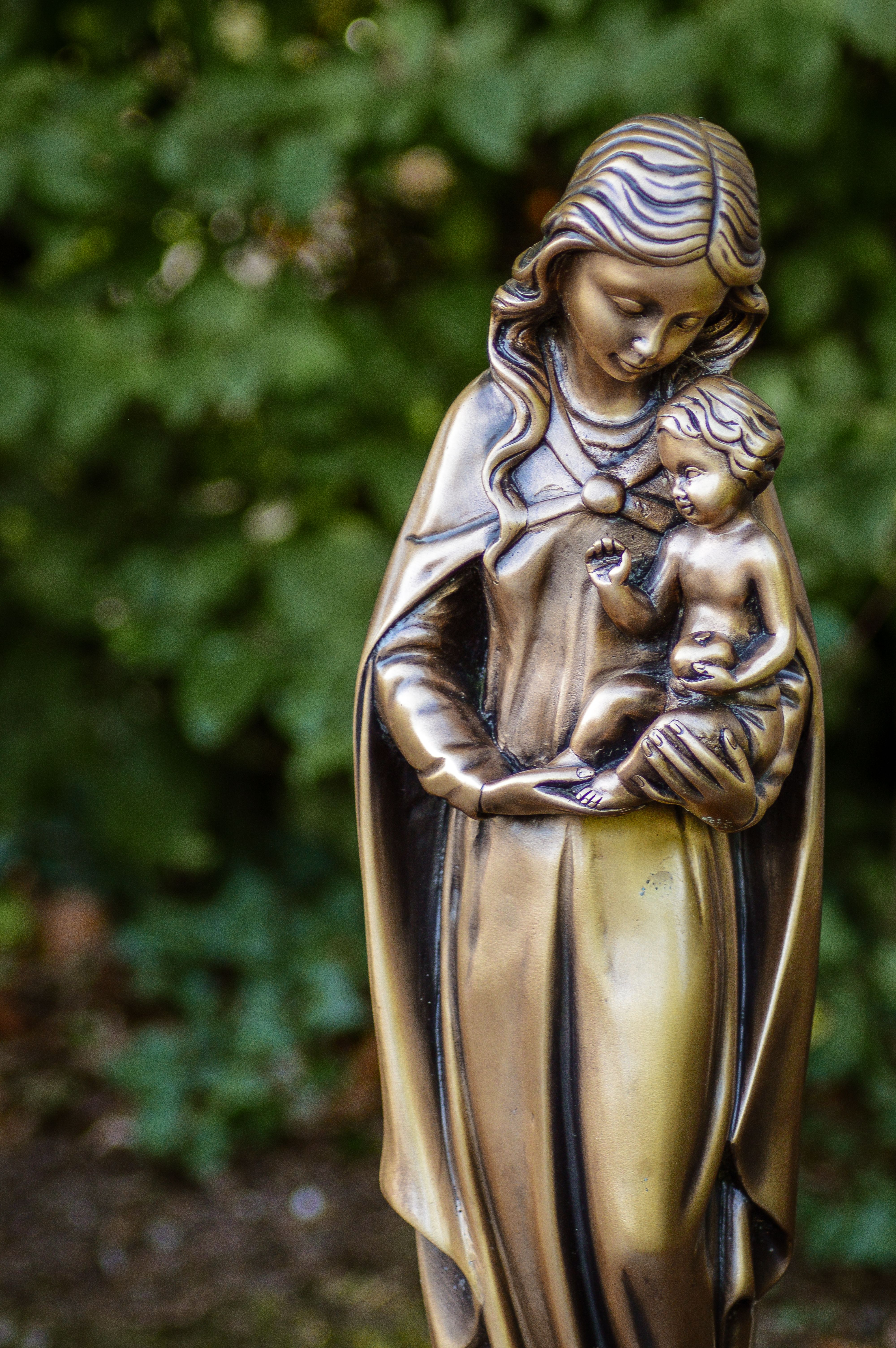 Virgin Mary and Child Bronze Statue · Free Stock Photo