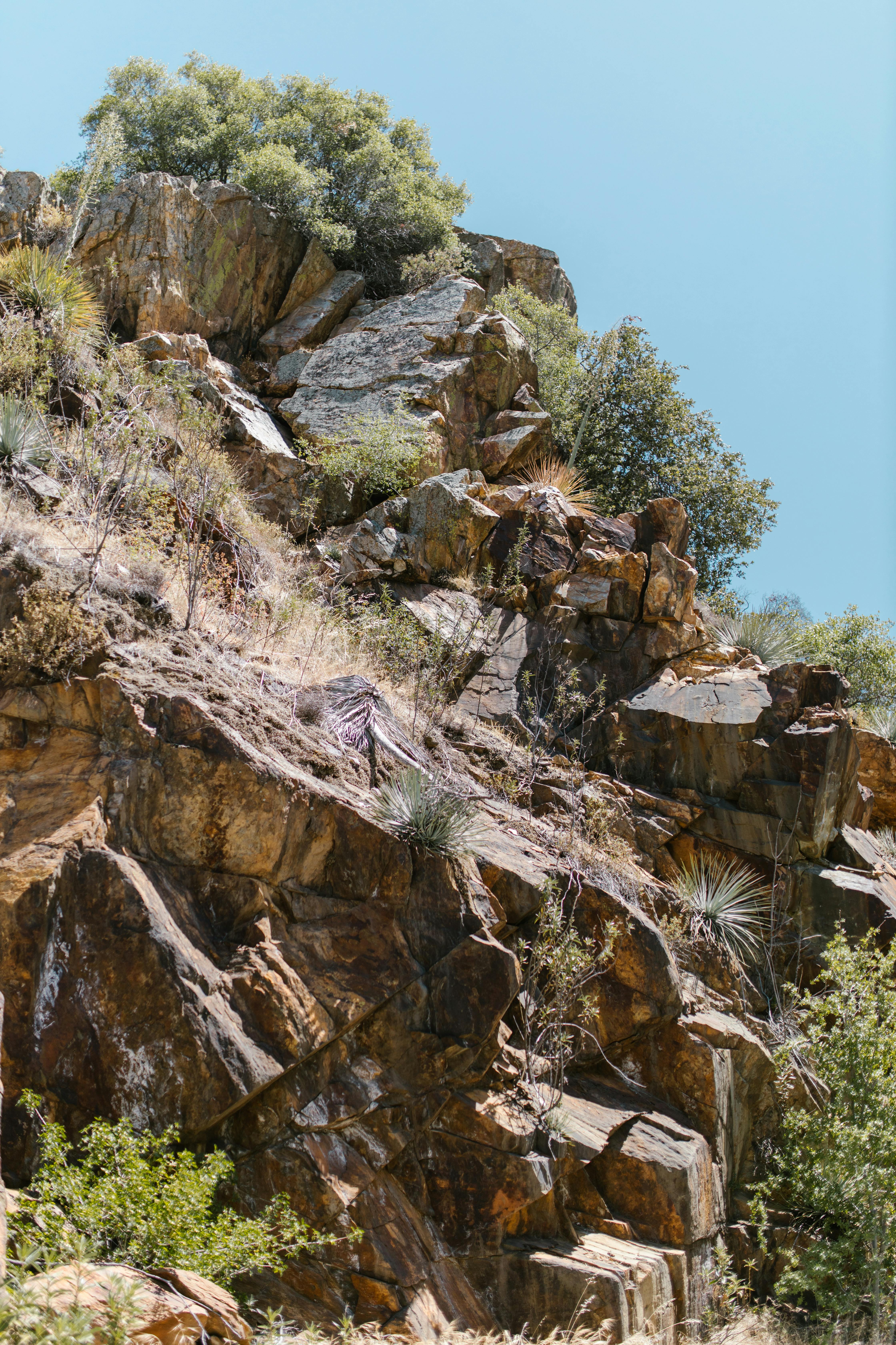 Round Rock Formation on Rocky Mountain · Free Stock Photo