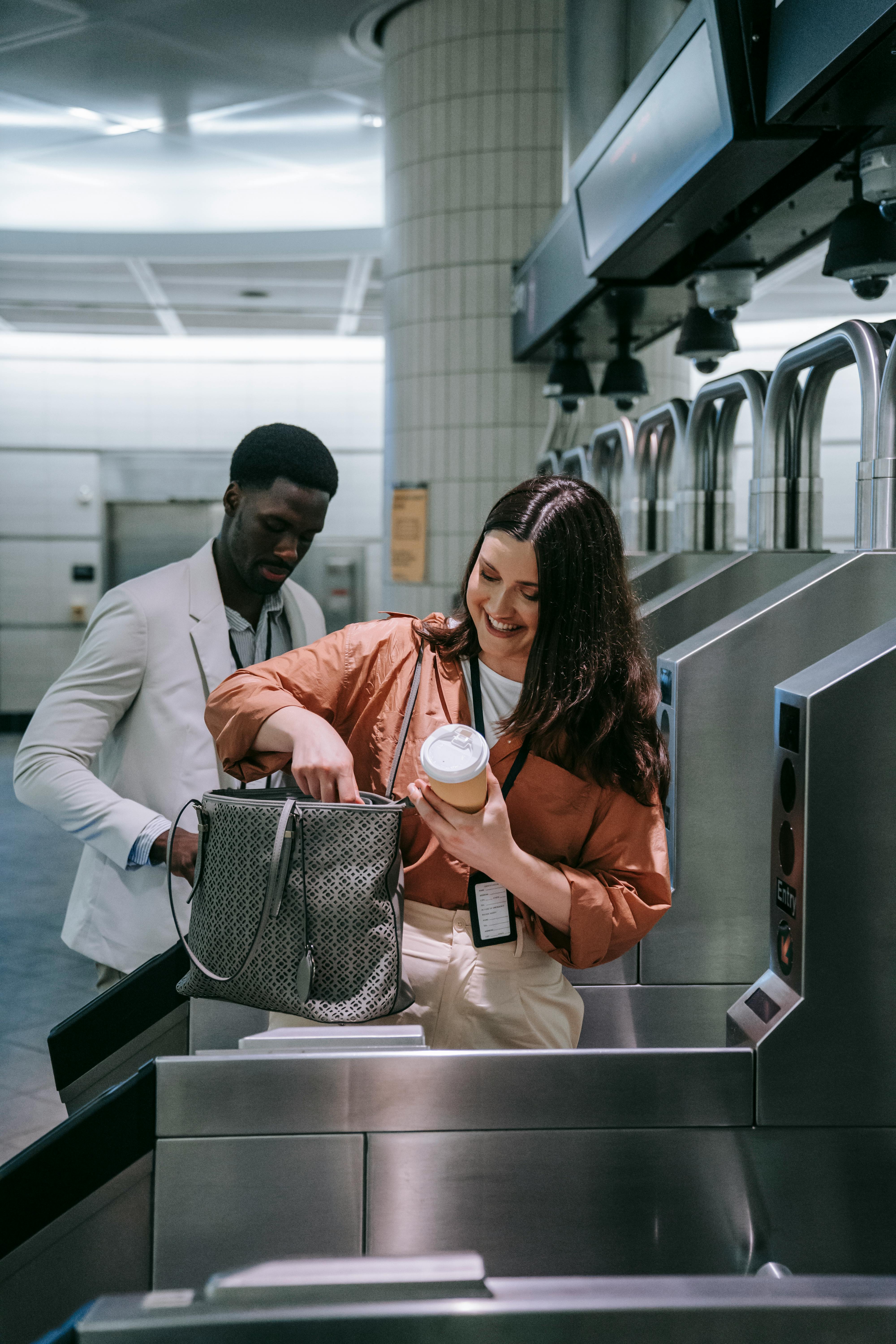 Transport Queue Photos, Download The BEST Free Transport Queue Stock ...