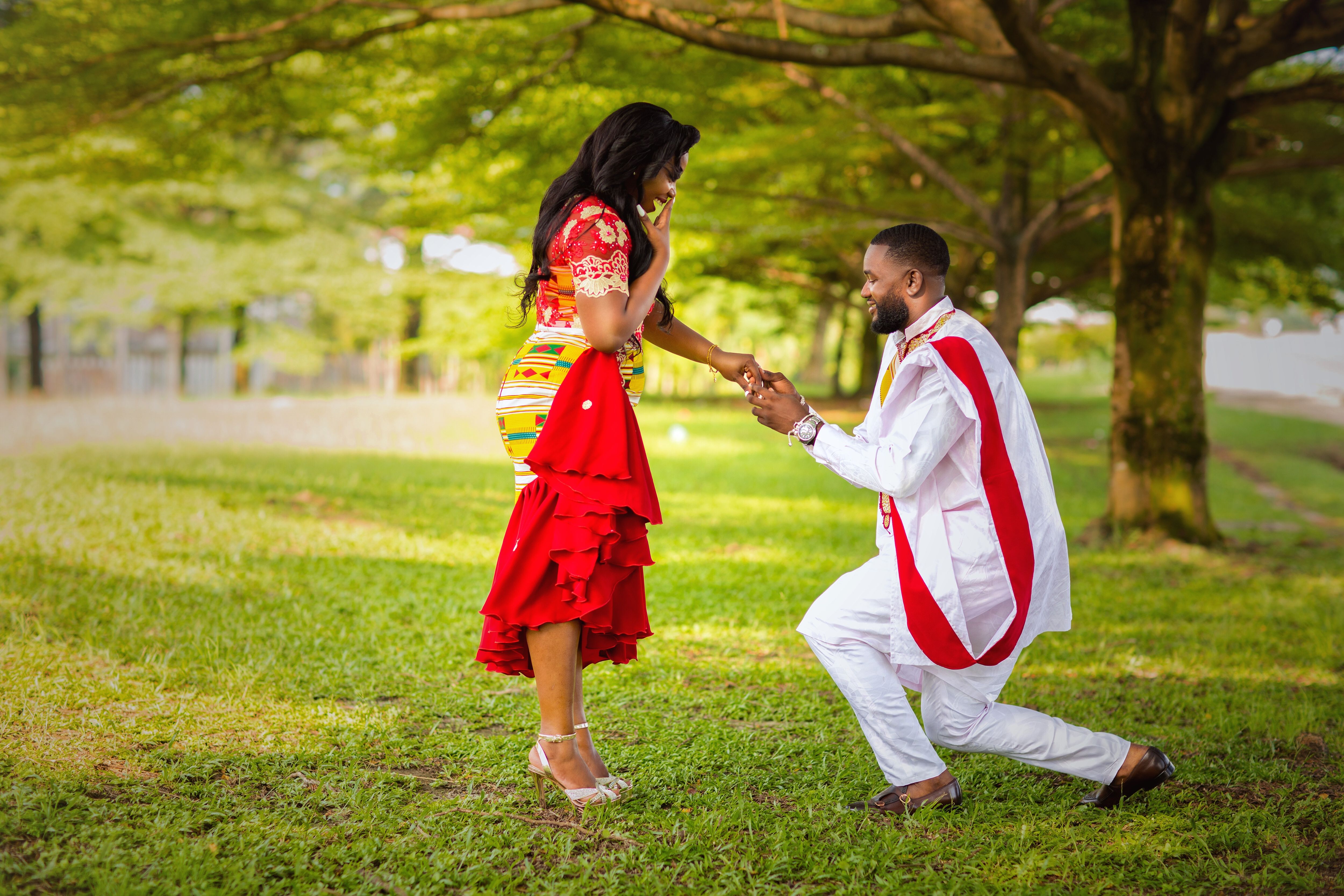 Man Proposing to a Woman in Mountains · Free Stock Photo