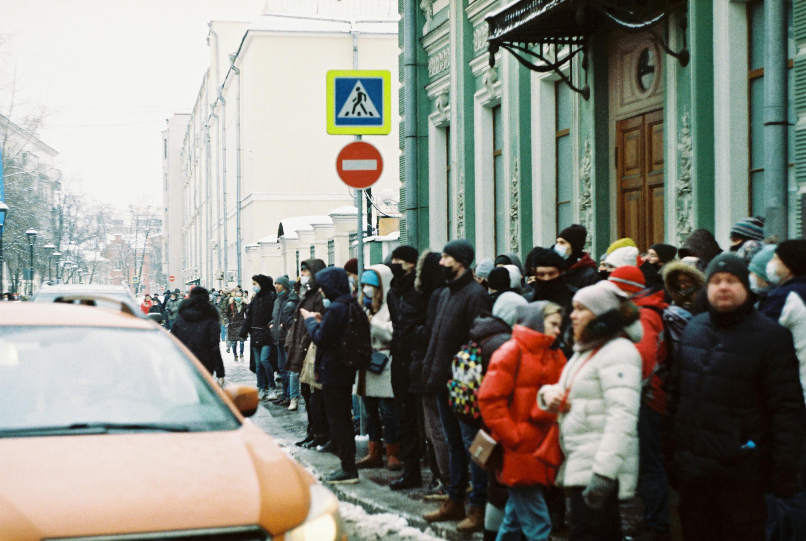 People Protesting in Winter · Free Stock Photo