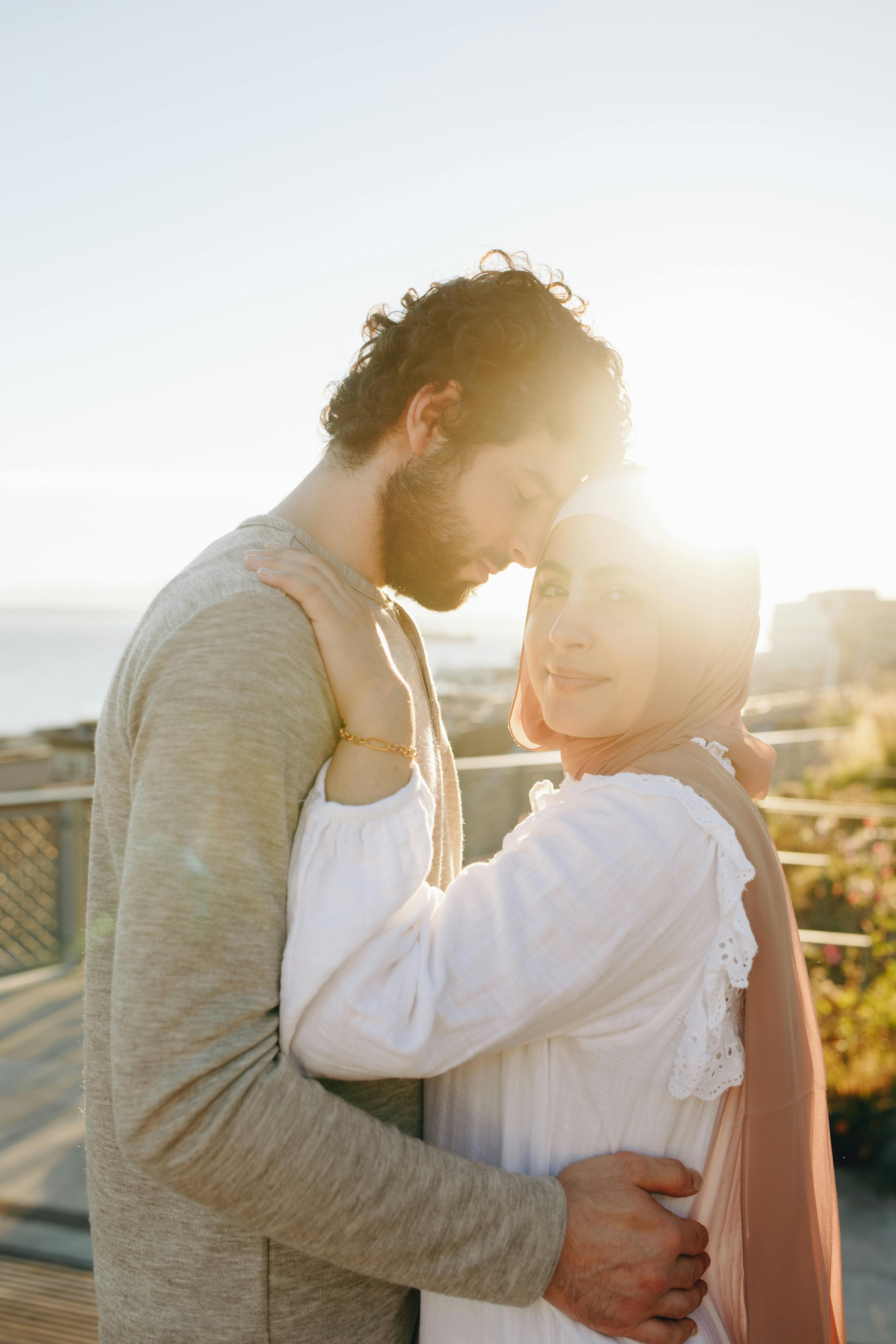 9,000+ Best Hug Photos · 100% Free Download · Pexels Stock Photos