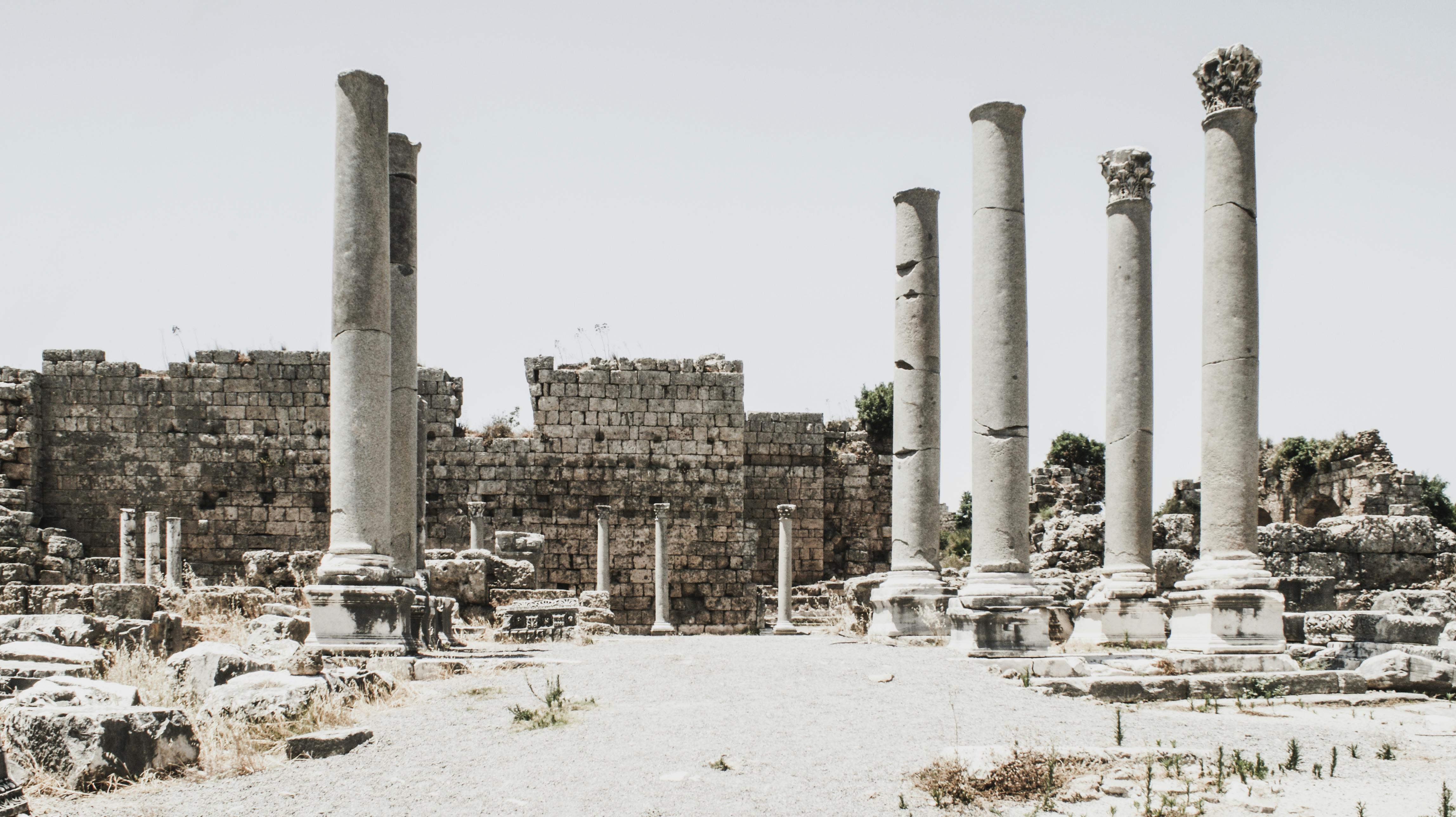 Castle Pillars Photos, Download The BEST Free Castle Pillars Stock ...