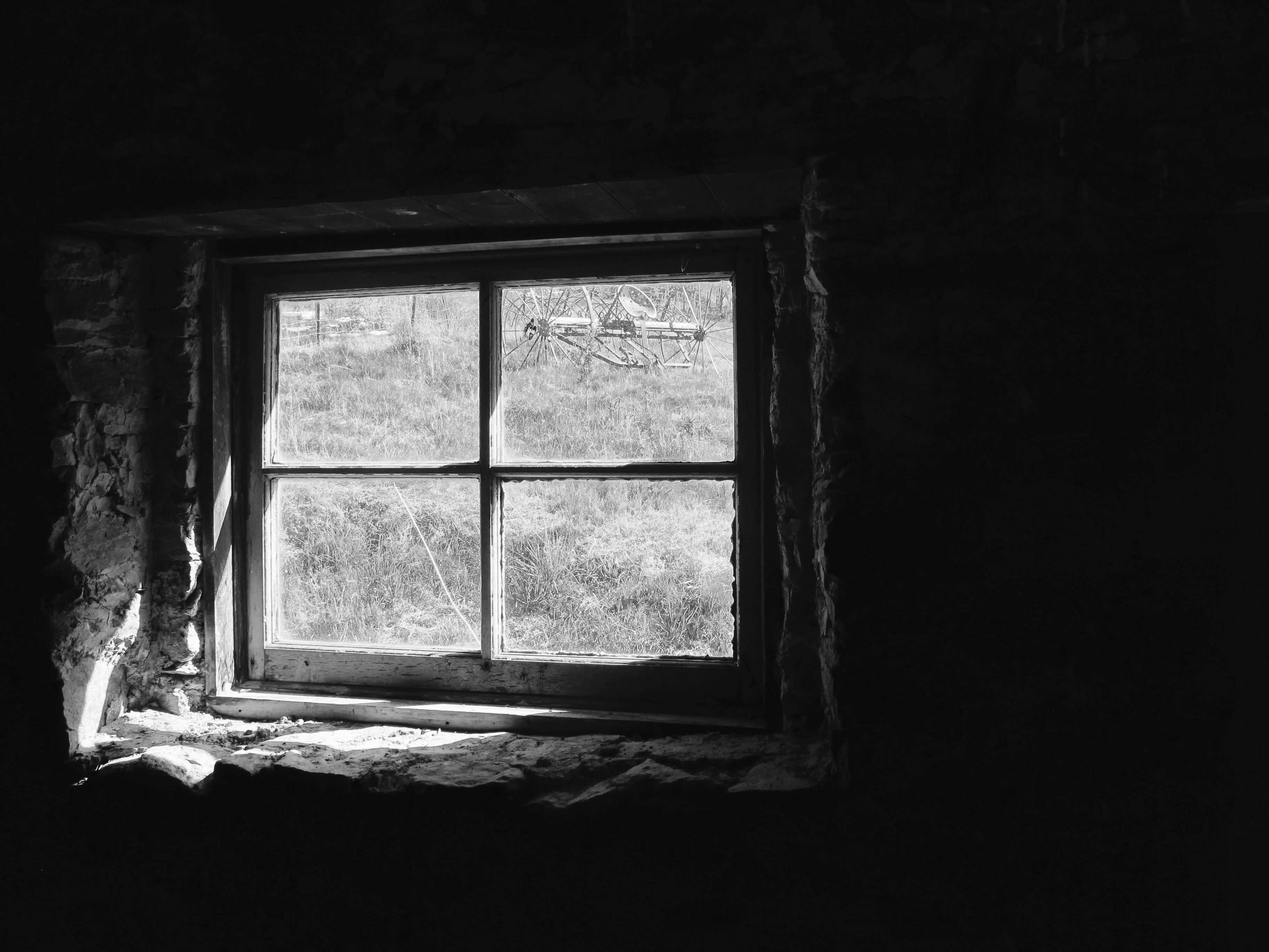 Grayscale Photo of a Window · Free Stock Photo