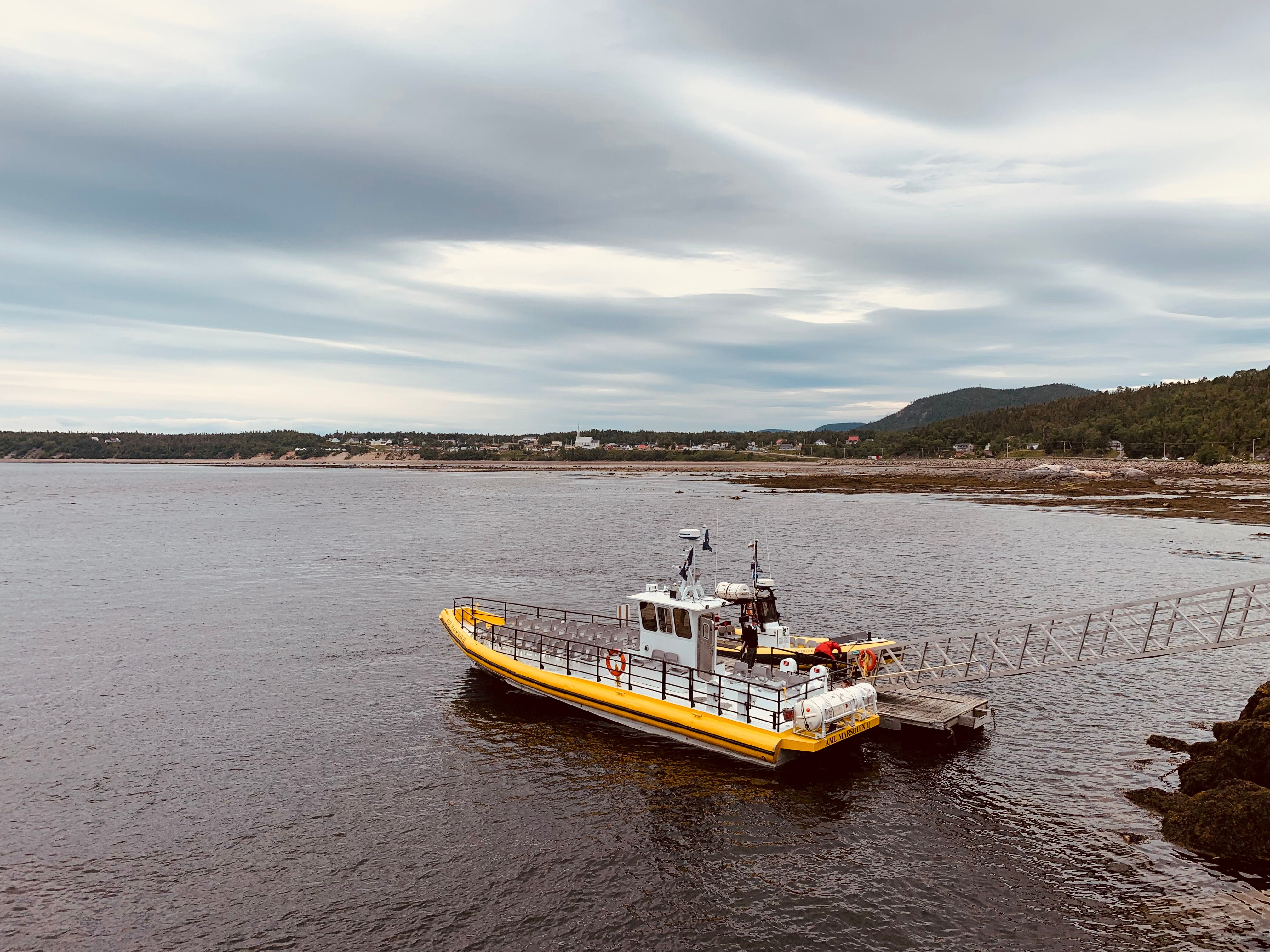 Vessel on Sea Shore · Free Stock Photo