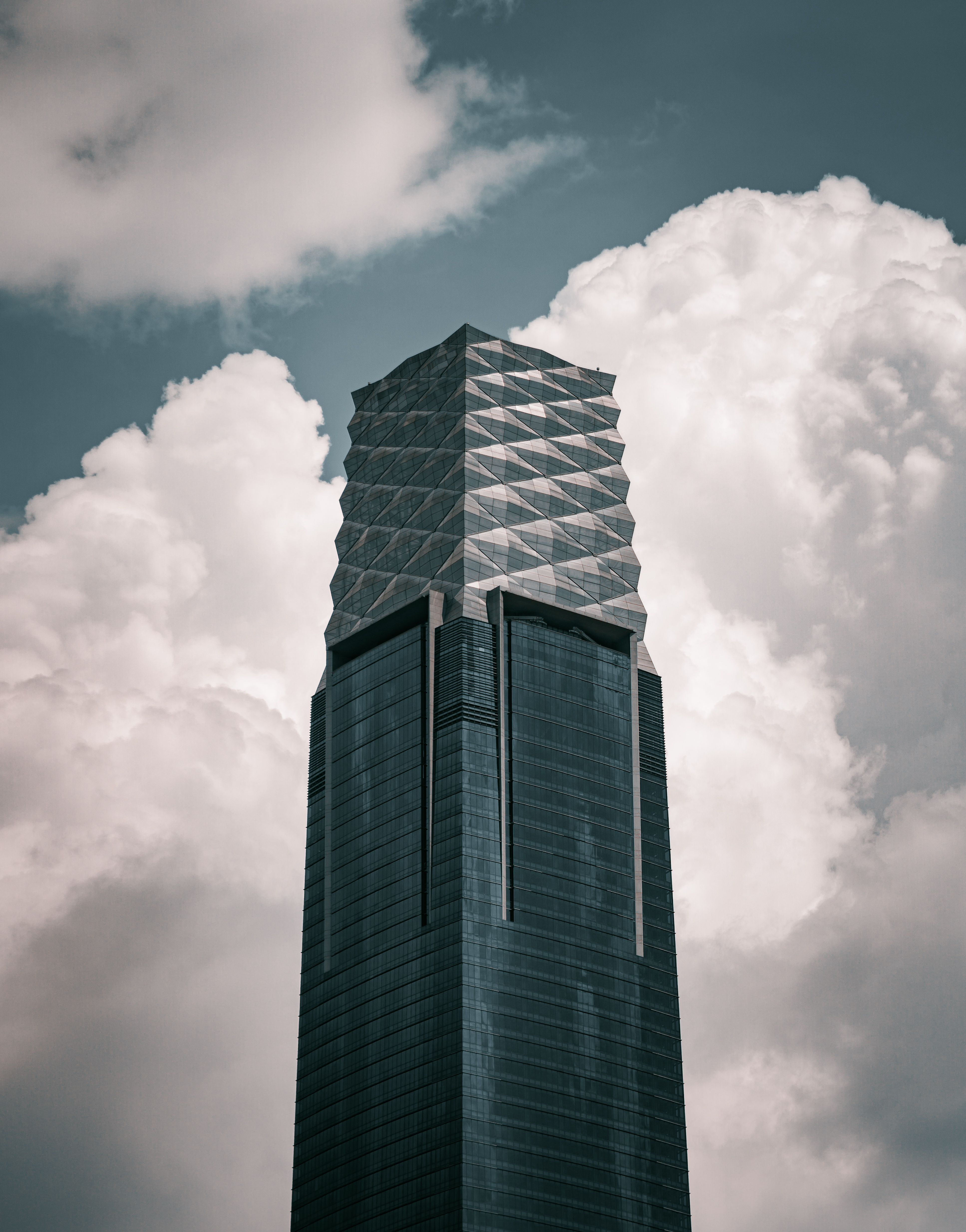 Gray and Blue Building Under the Blue Sky · Free Stock Photo