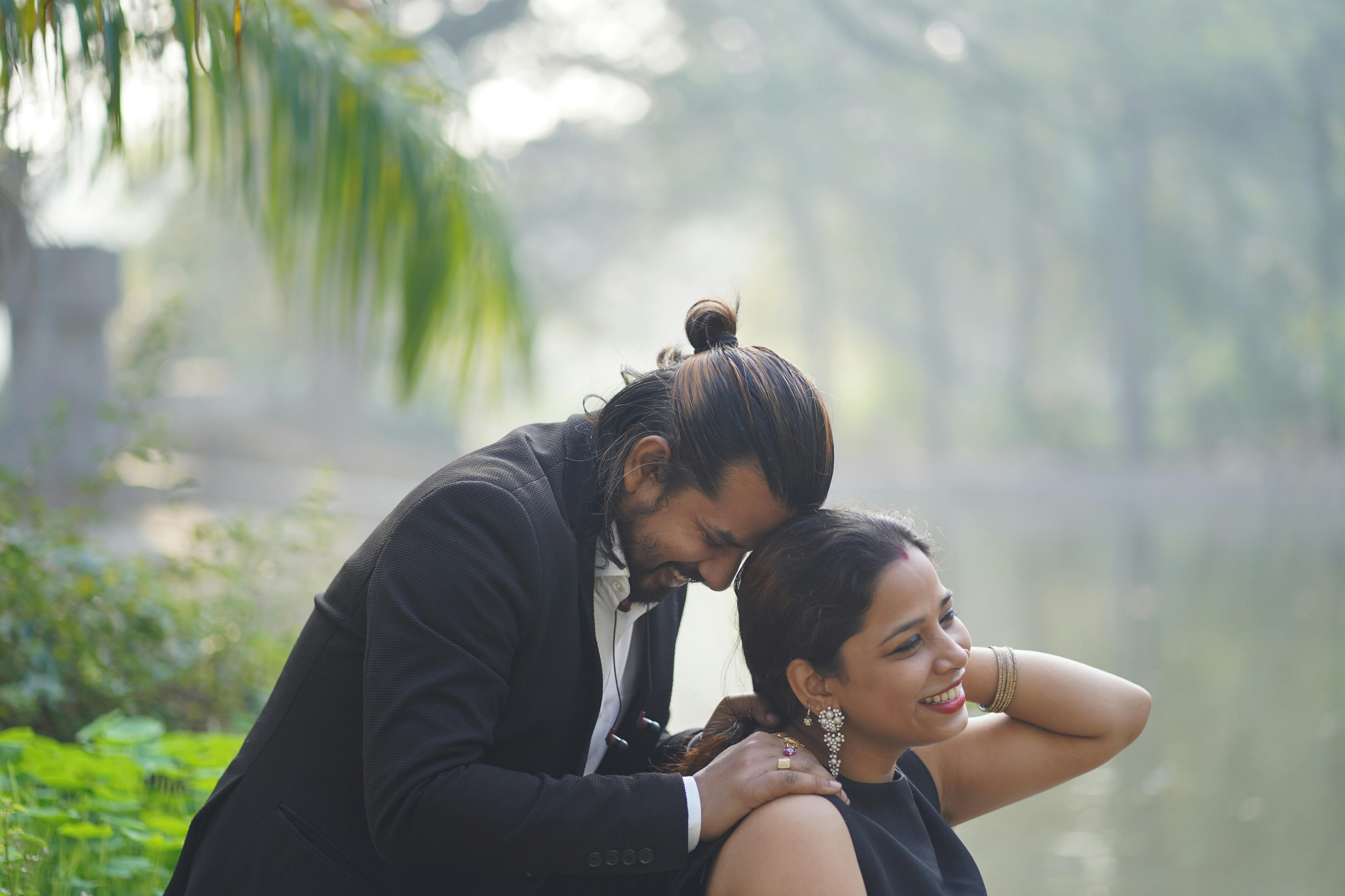 Men Wearing Droop Shoulder Photos, Download The BEST Free Men Wearing ...