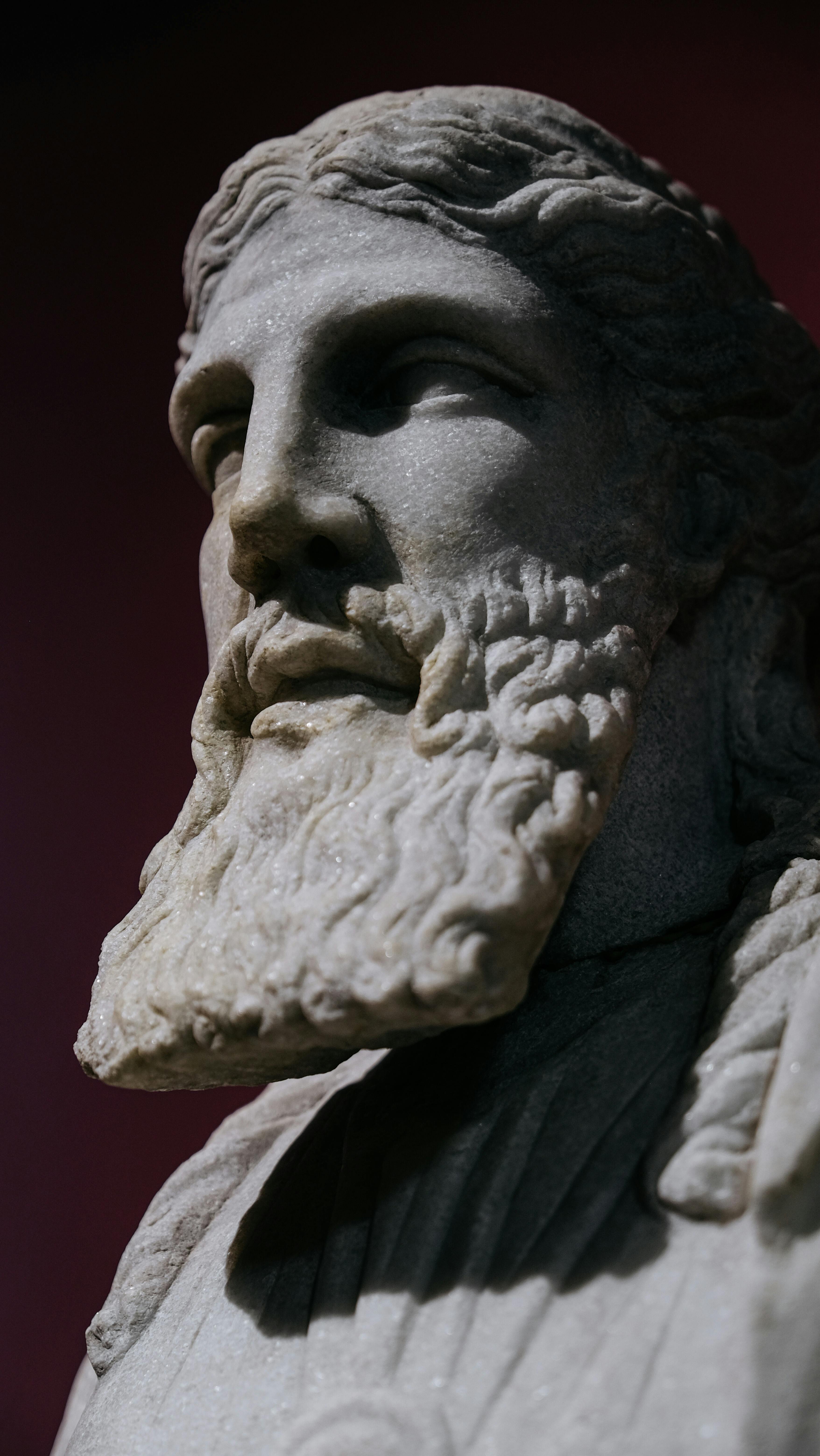 Close-Up Shot of a Statue · Free Stock Photo