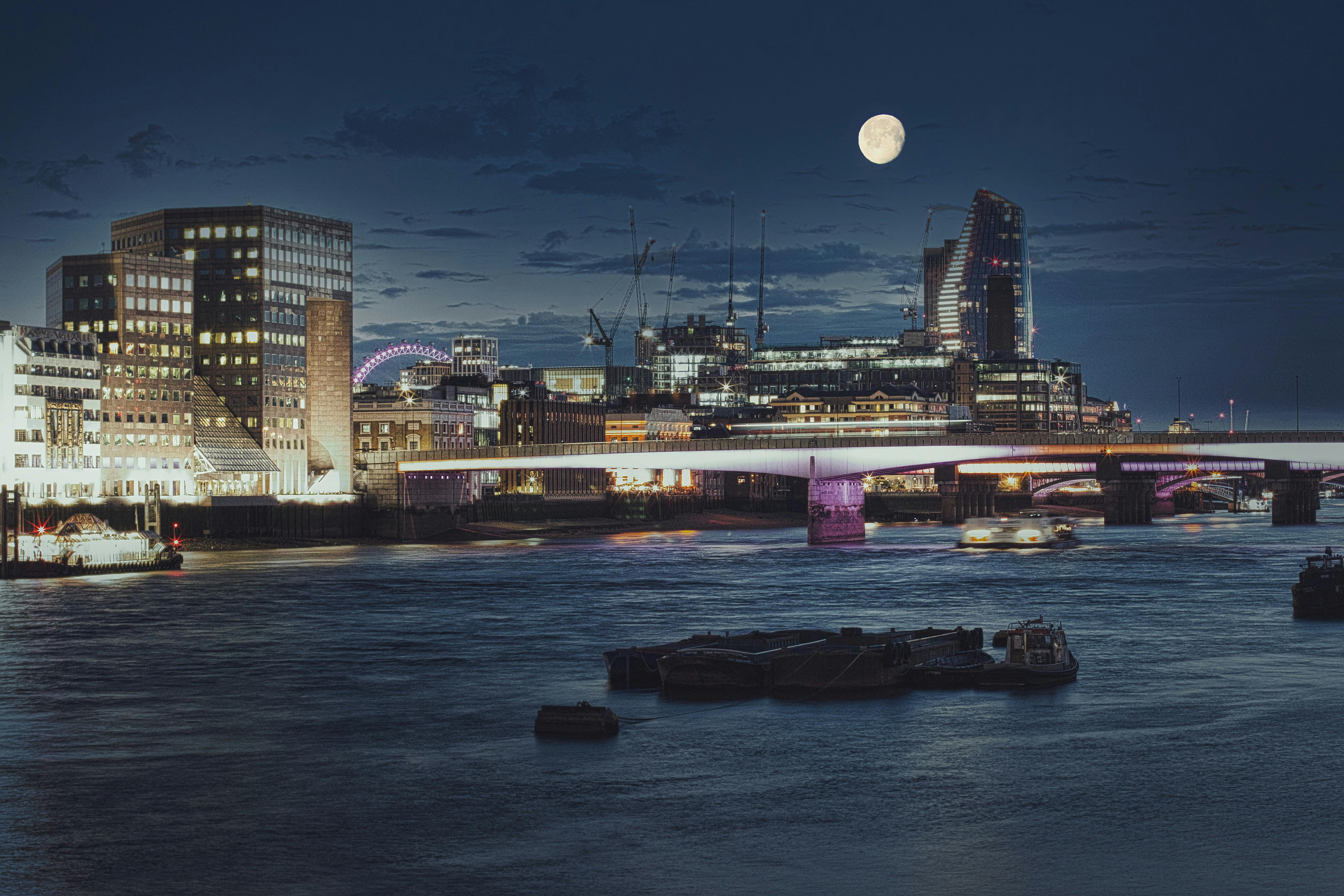 Yellow and Black Building · Free Stock Photo