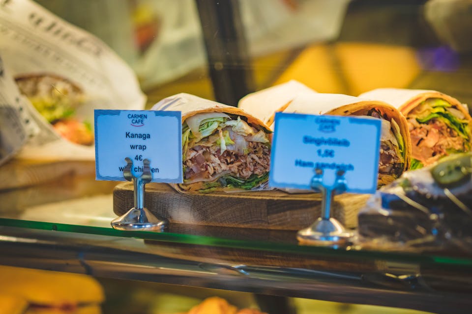 Exploring Food Wrap Types and Best Storage Options