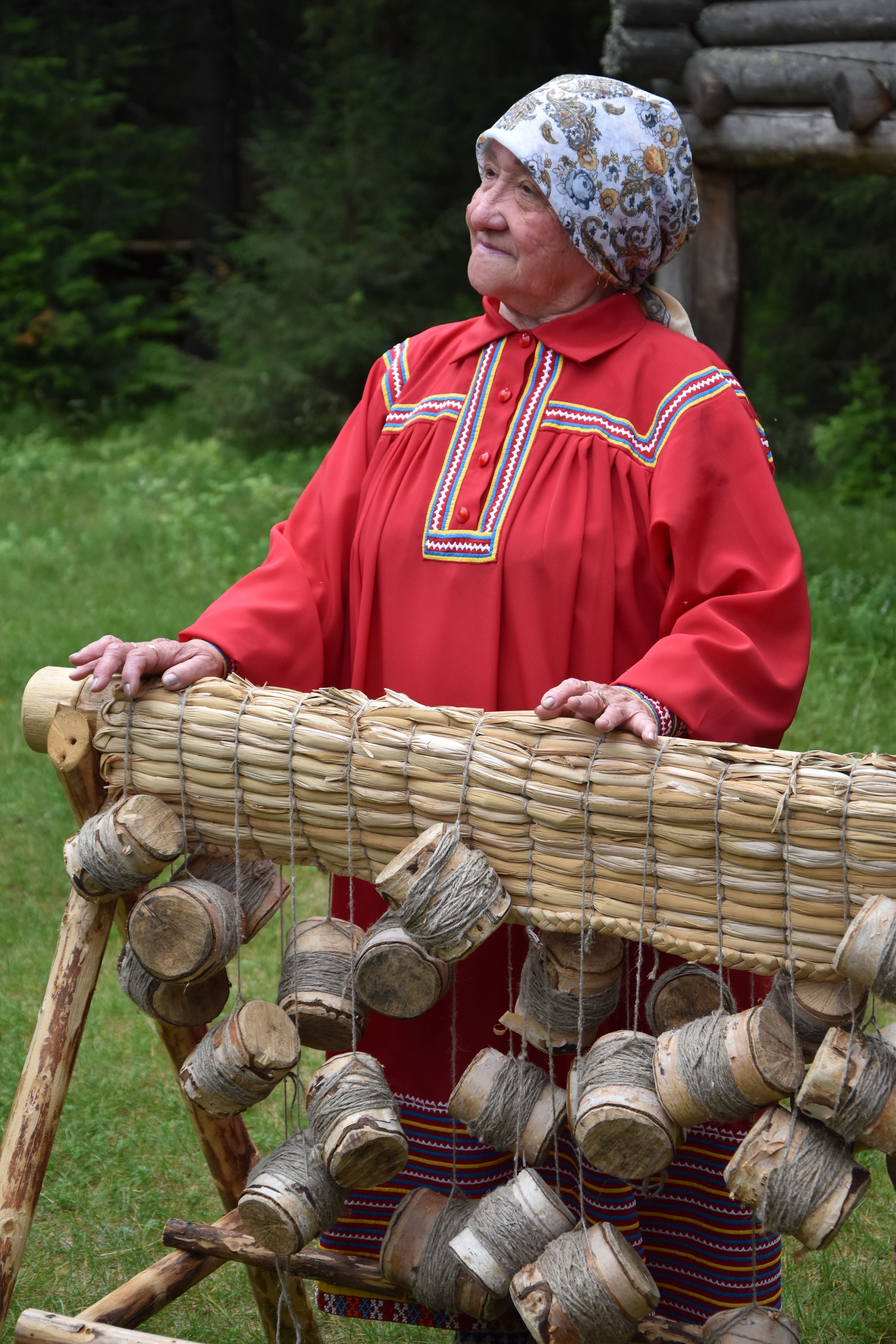 Woman Standing Outdoors in Winter Dressed in Traditional Slavic Clothes ...