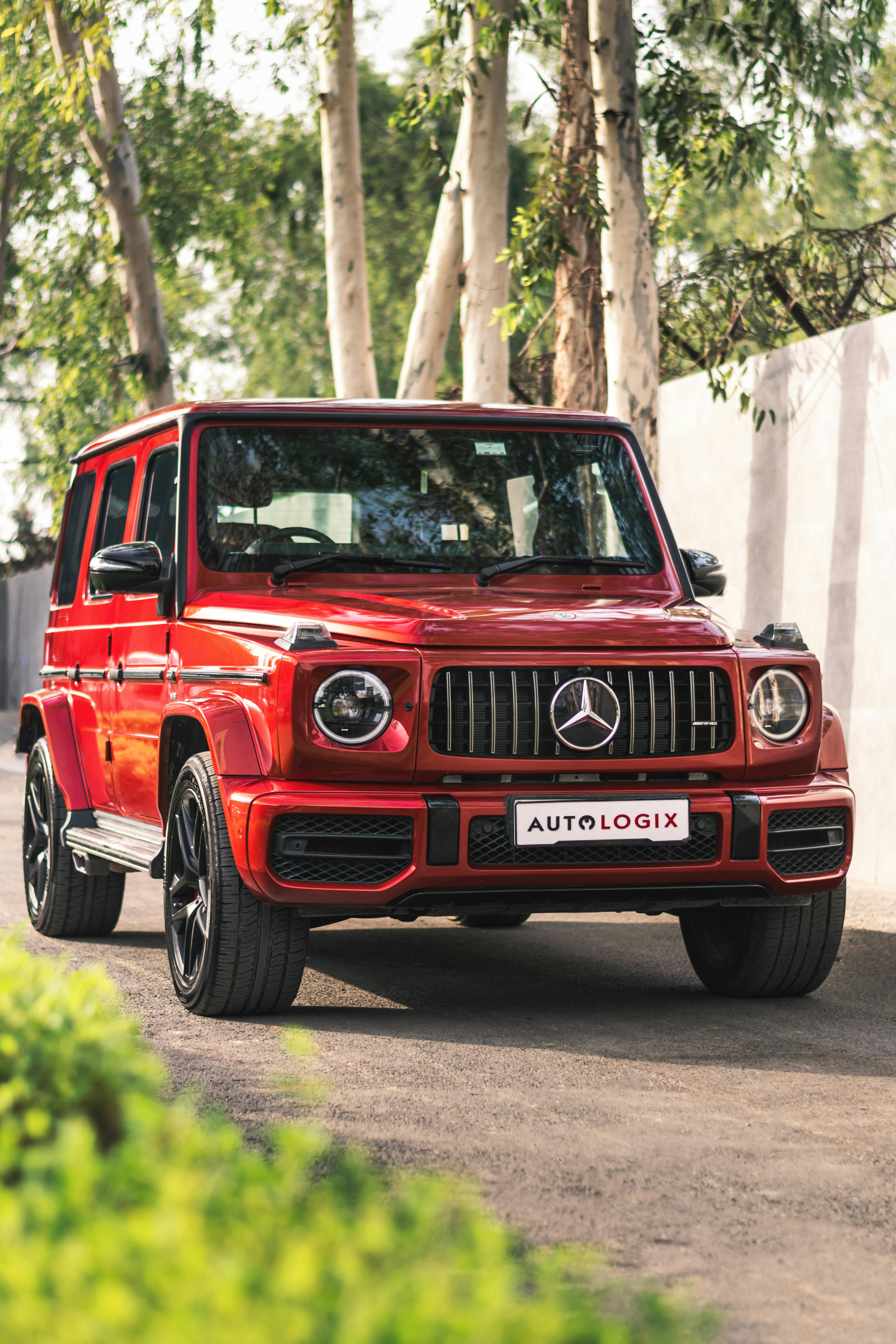 Mist over Black UAZ Patriot · Free Stock Photo