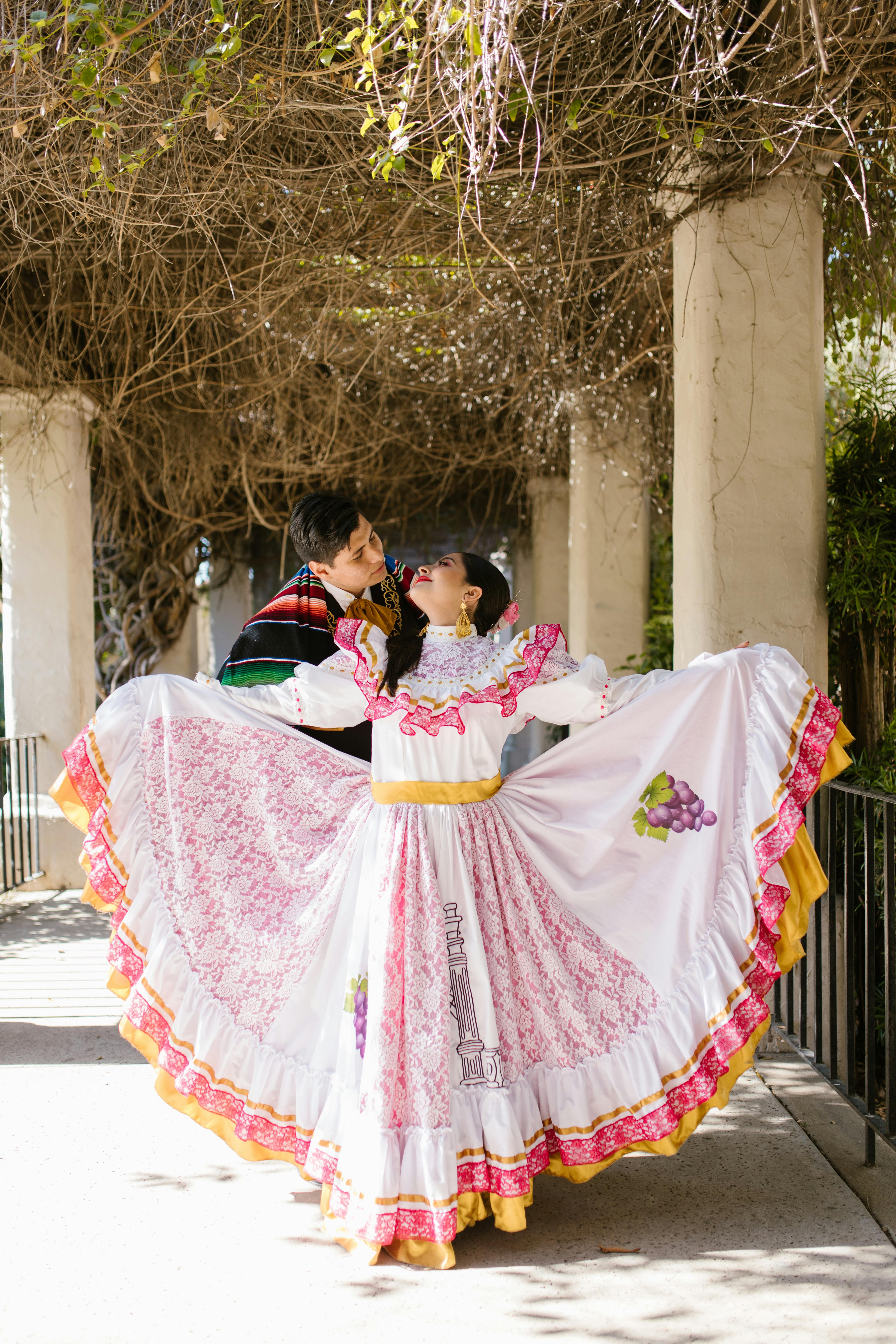 Mexican Baile Folklórico Dresses Photos, Download The BEST Free Mexican ...