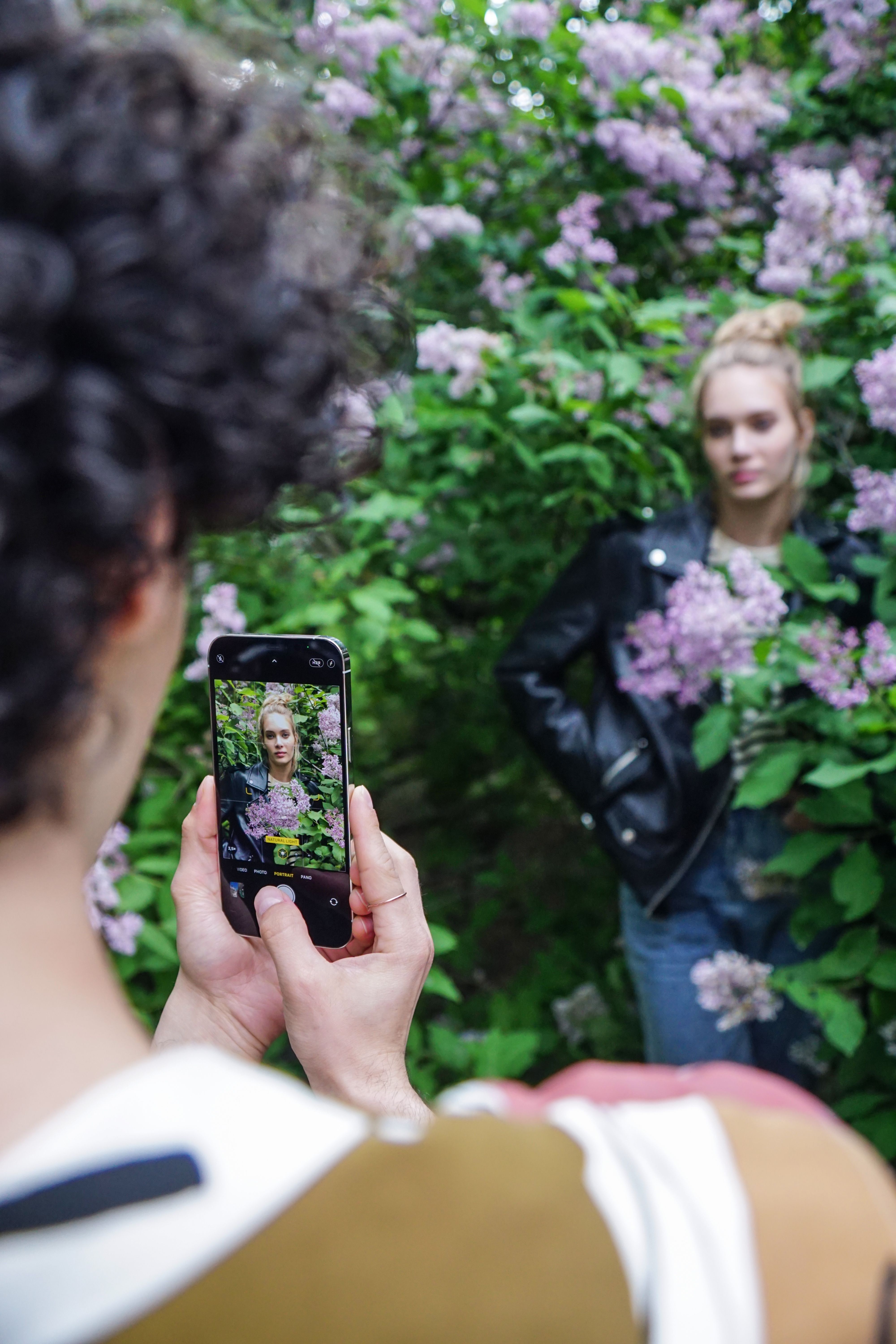 Artist Capturing Photos, Download The BEST Free Artist Capturing Stock ...