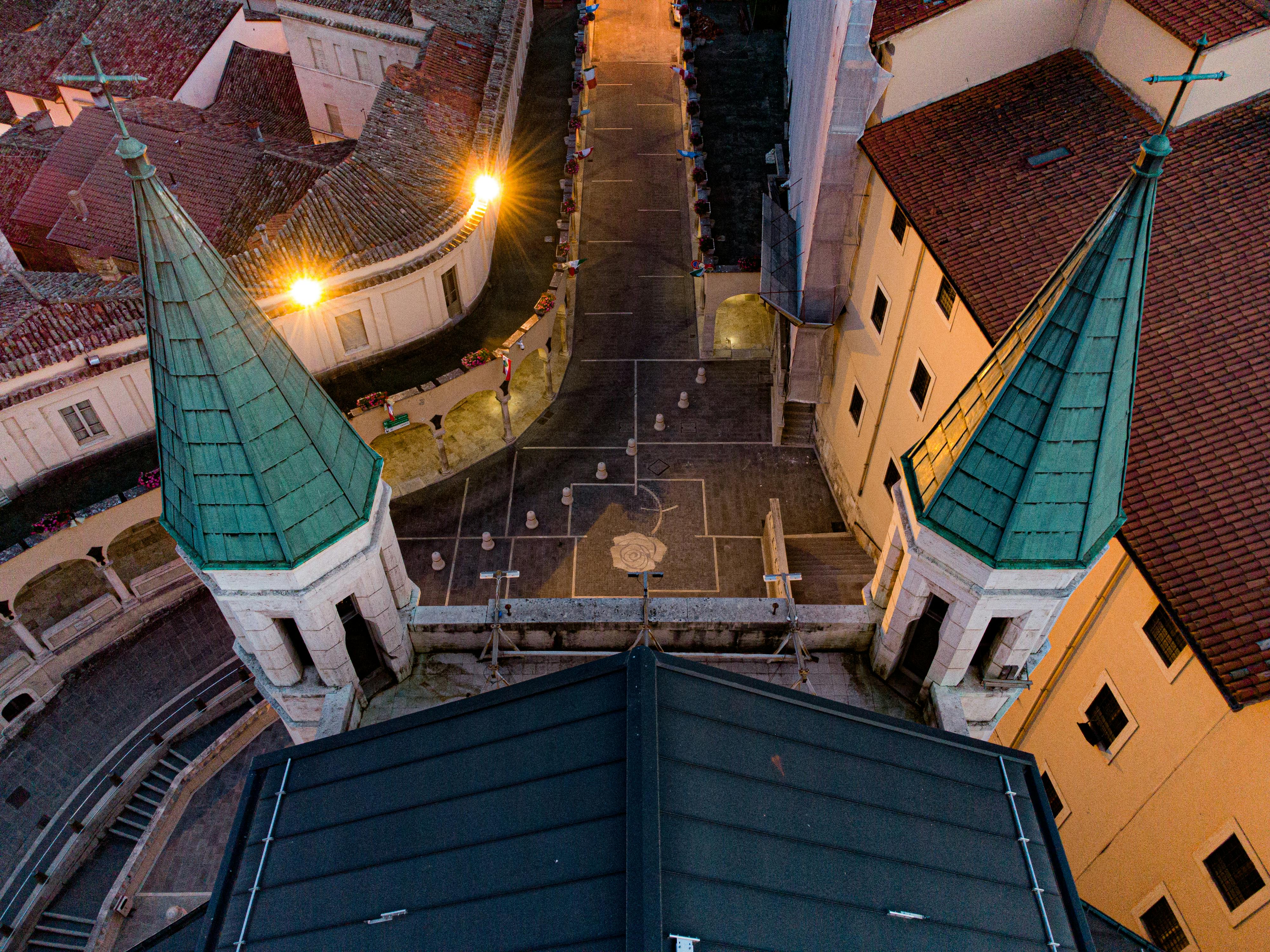 Old Town Square and Buildings Roofs · Free Stock Photo