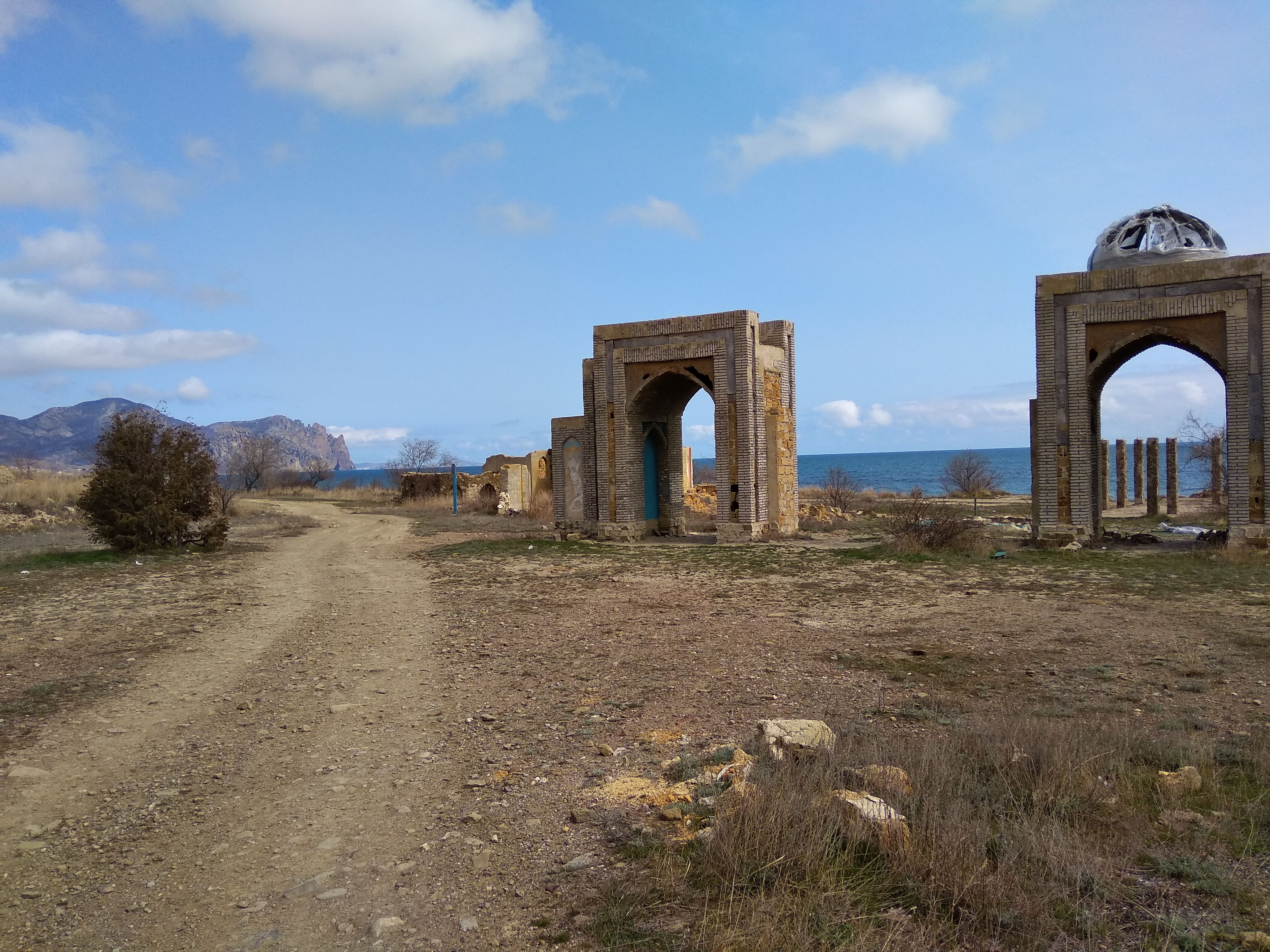 Ancient Building by a Sea · Free Stock Photo