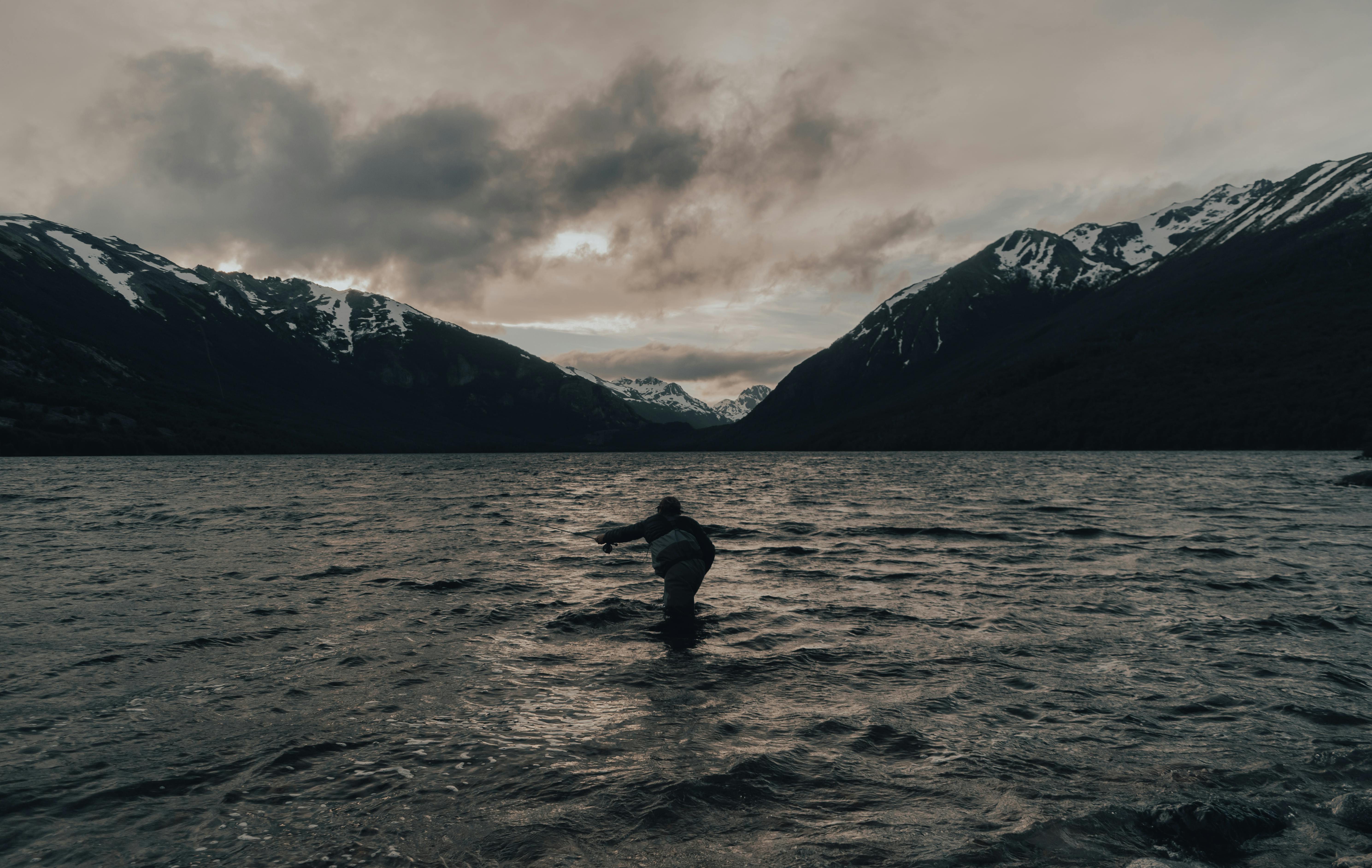 Man Standing on Water · Free Stock Photo