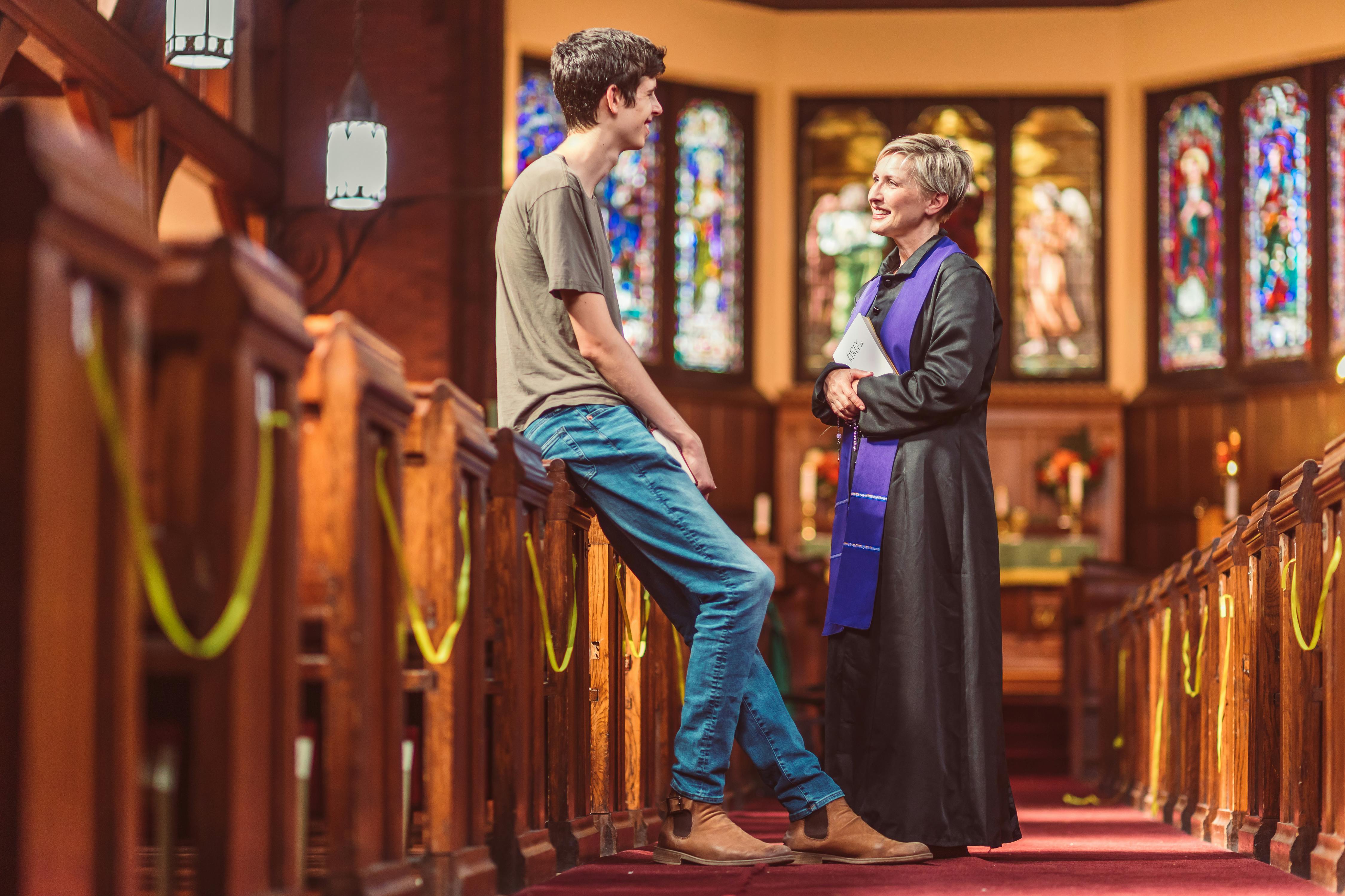 Female Pastor talking to a Parishioner · Free Stock Photo