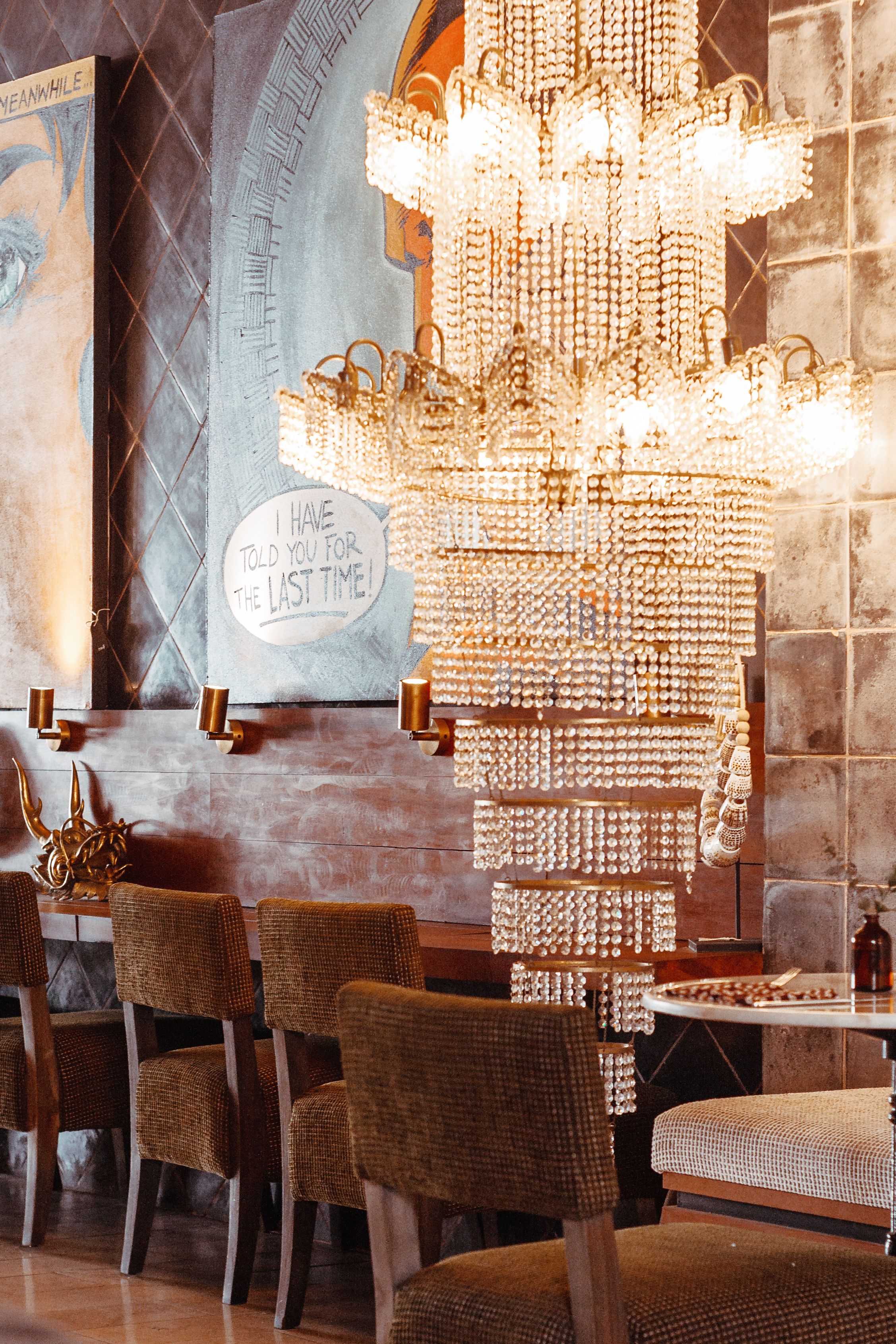 A Chandelier Inside a Restaurant · Free Stock Photo