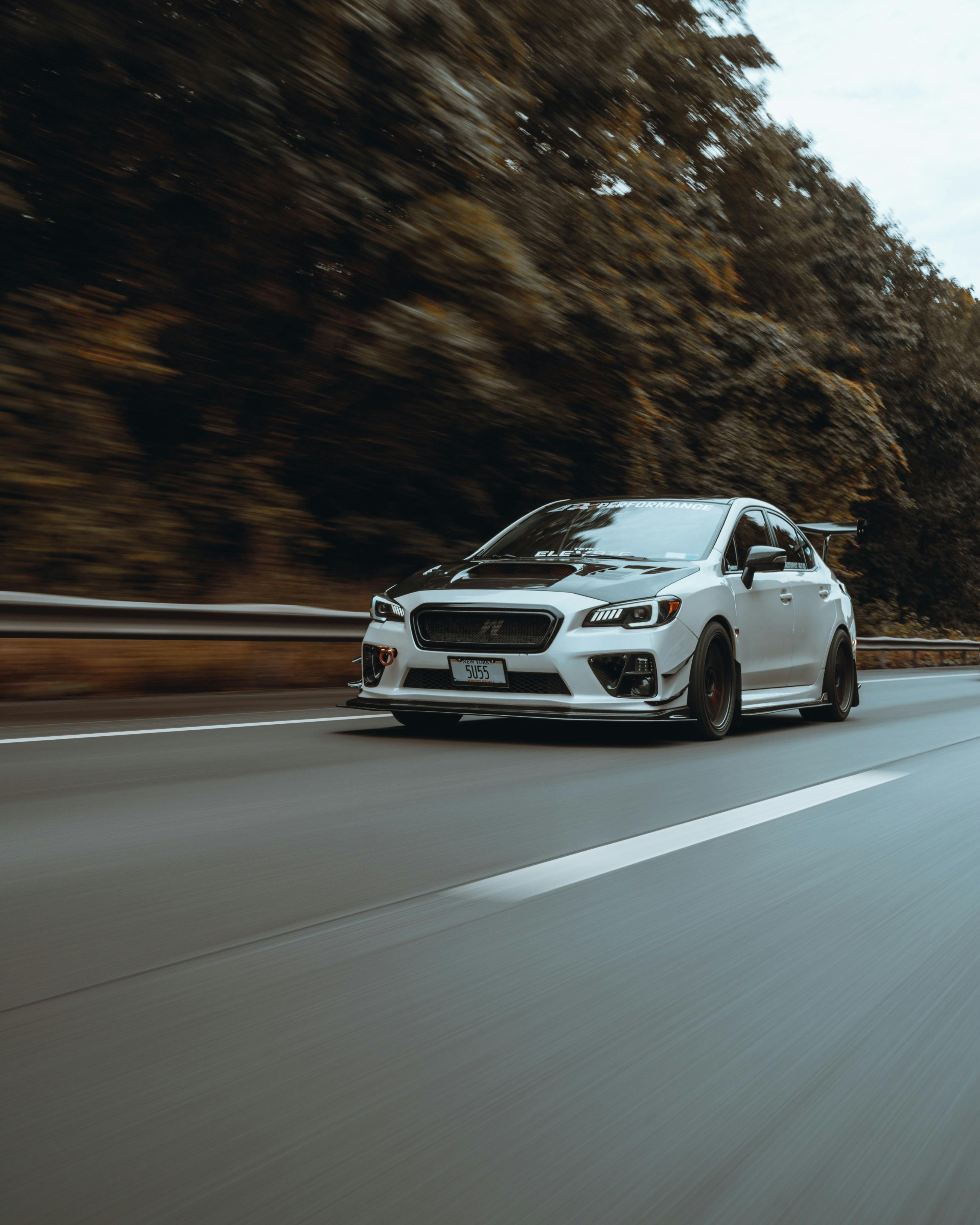 Car Moving Photos, Download The BEST Free Car Moving Stock Photos & HD ...