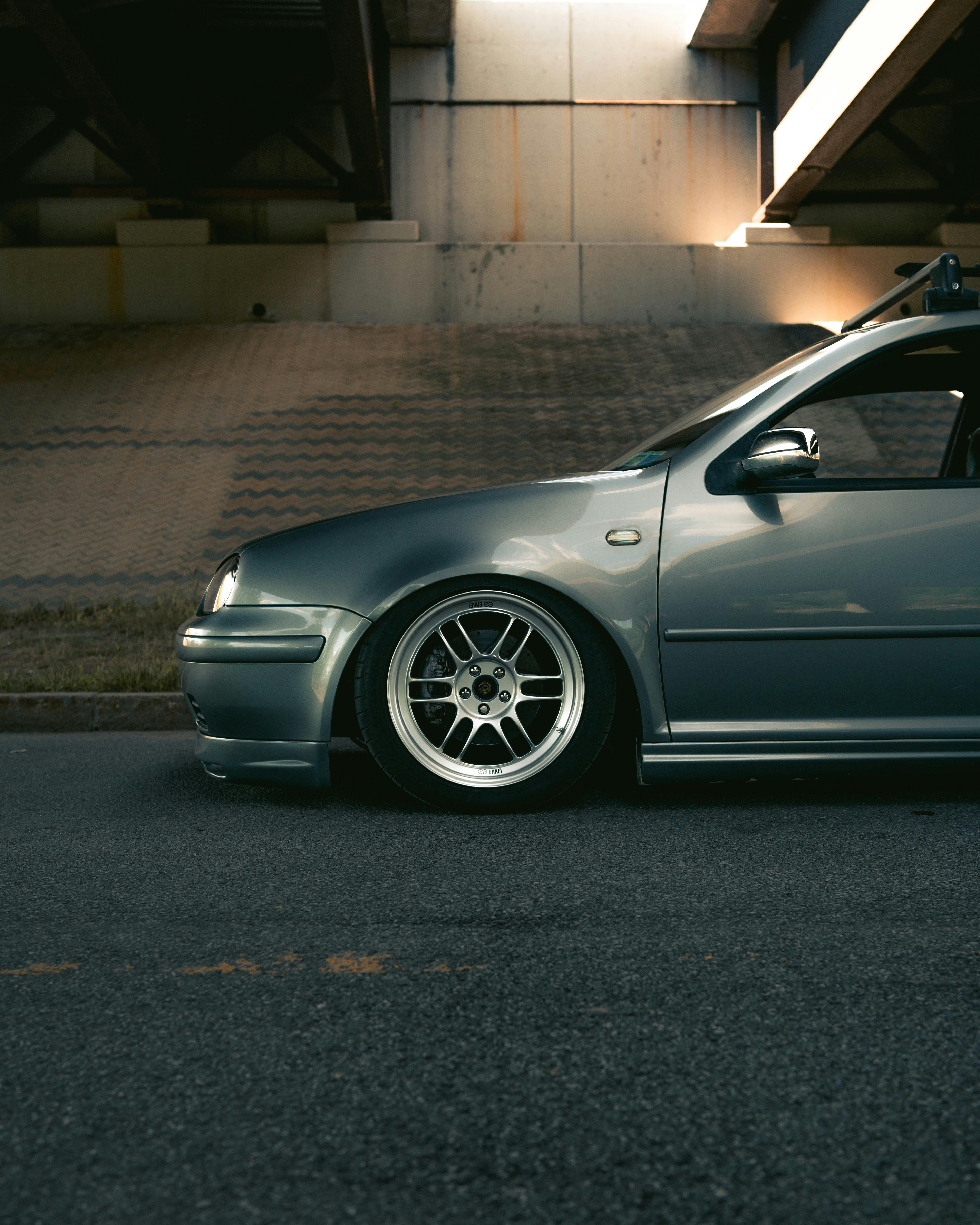 Ship Under Modification Photos, Download The BEST Free Ship Under ...