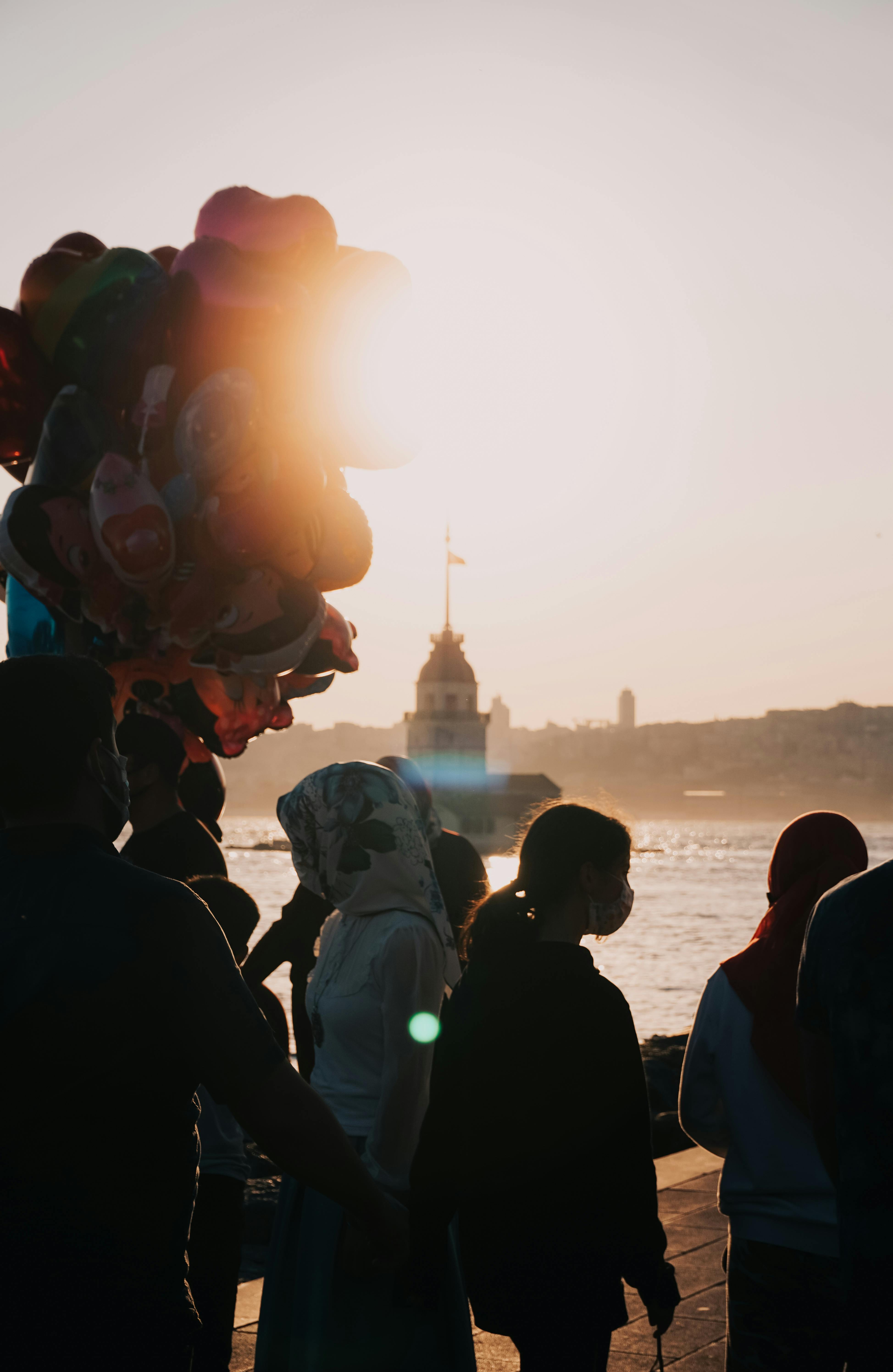 People Standing on the Seaside · Free Stock Photo