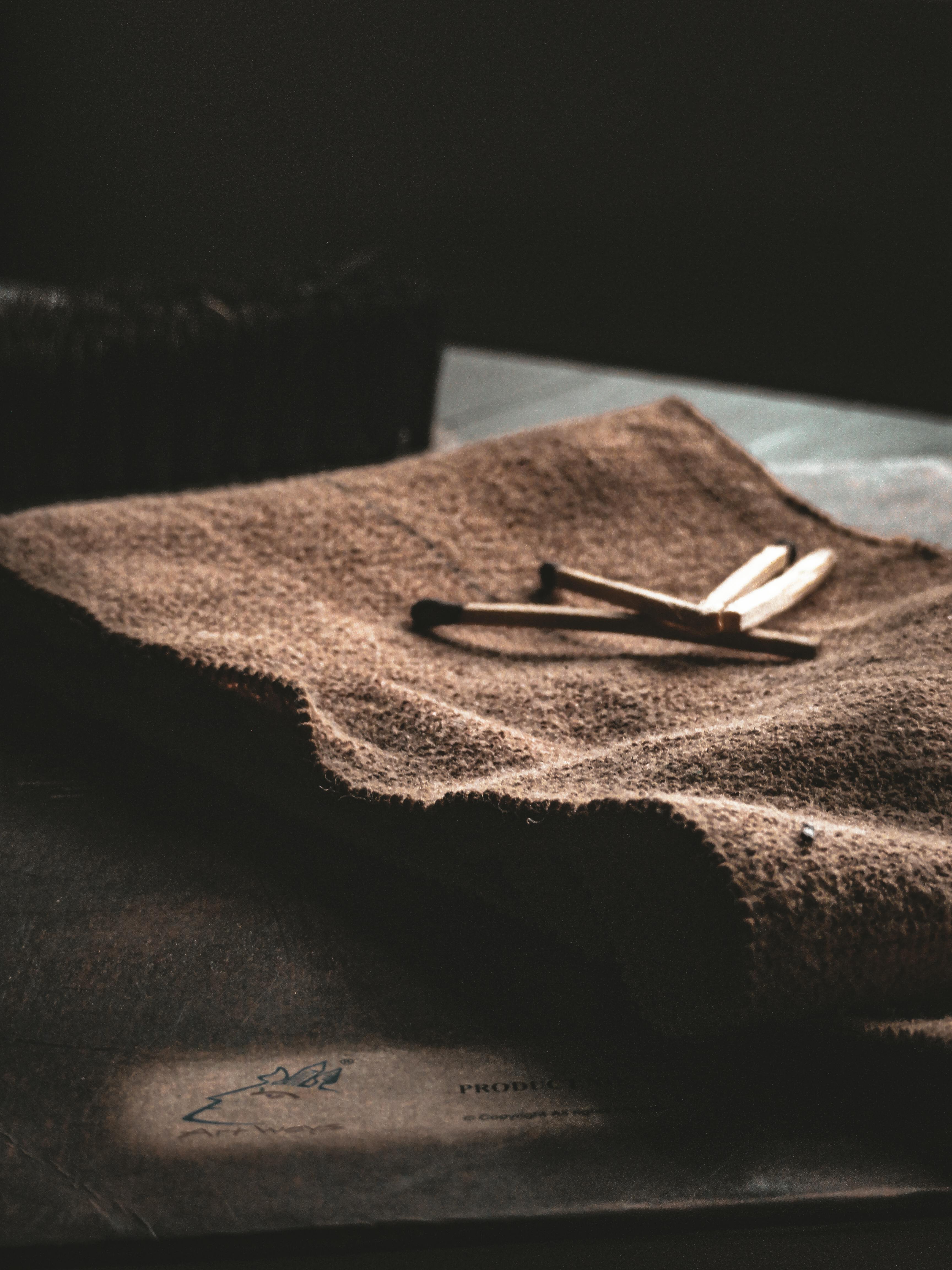 White Cloth in Close Up Photography · Free Stock Photo