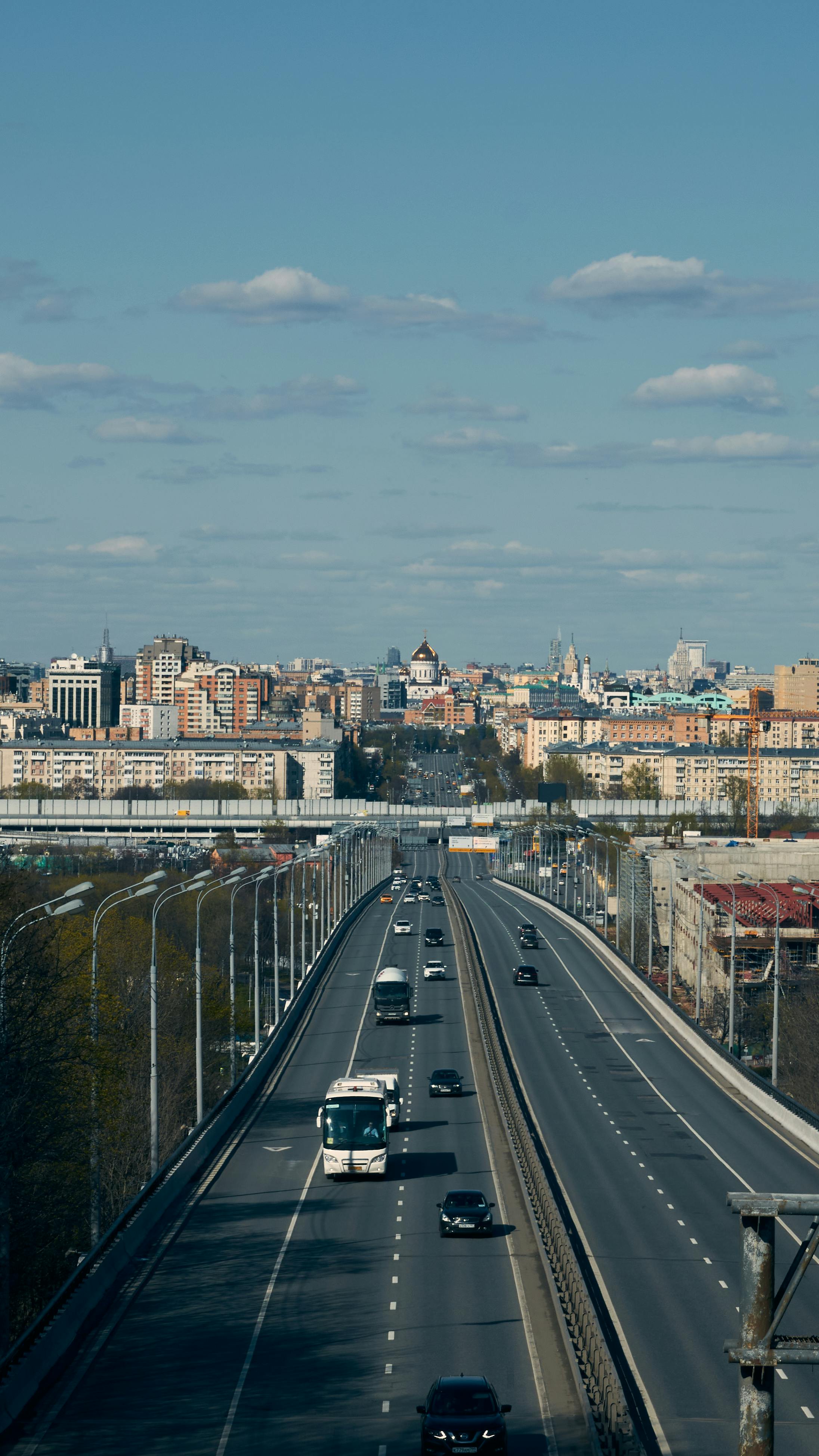 Motor Vehicles on the Road · Free Stock Photo