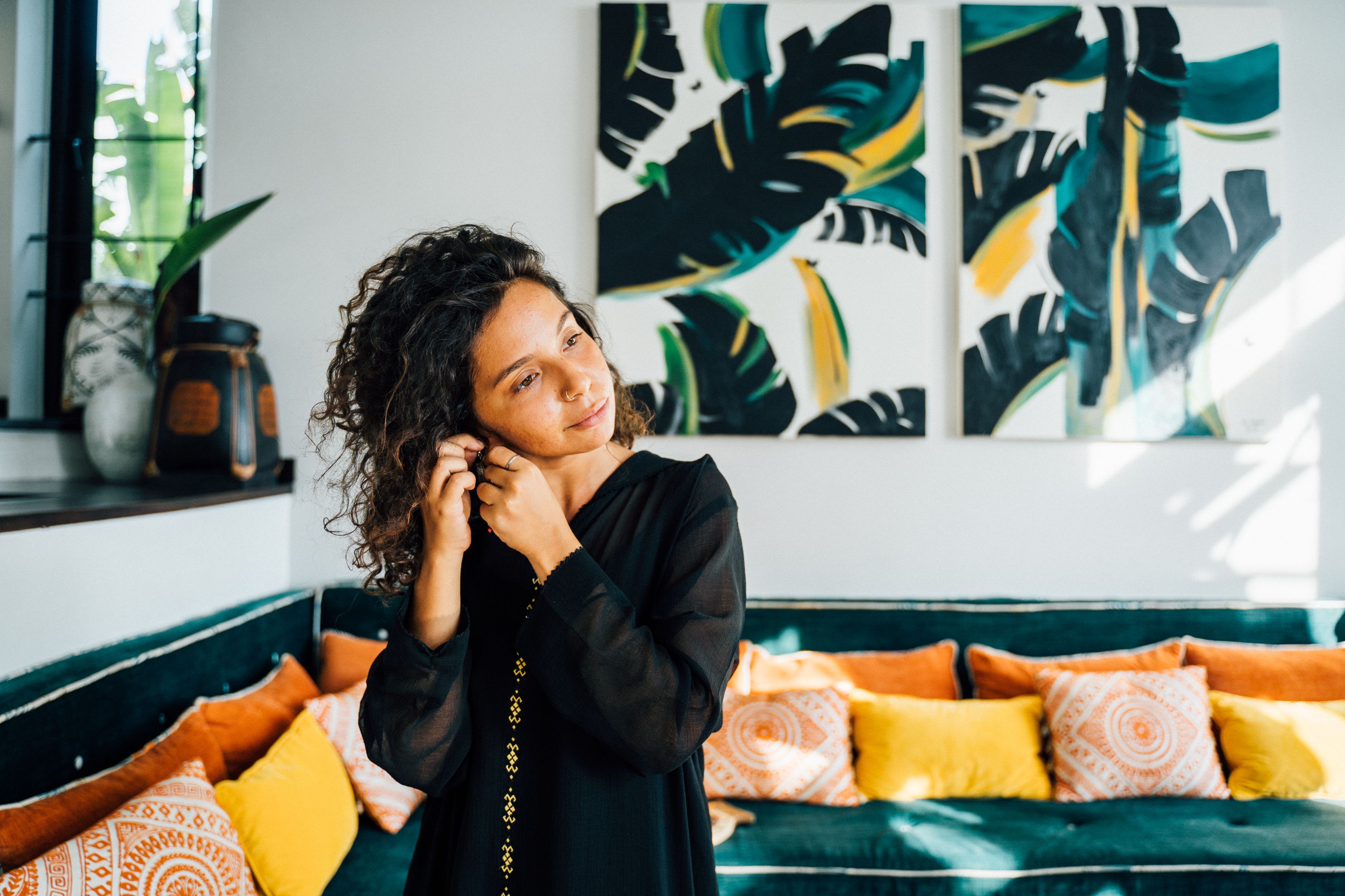 Person Braiding the Girl Hair · Free Stock Photo