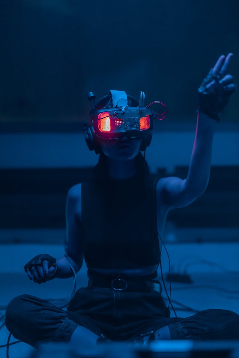 有关360 度沉浸式体验 3 C用品 Vr Vr护目镜 互动 人工智慧 人工智能交互 側面圖 元界 创意科技 创新 創新