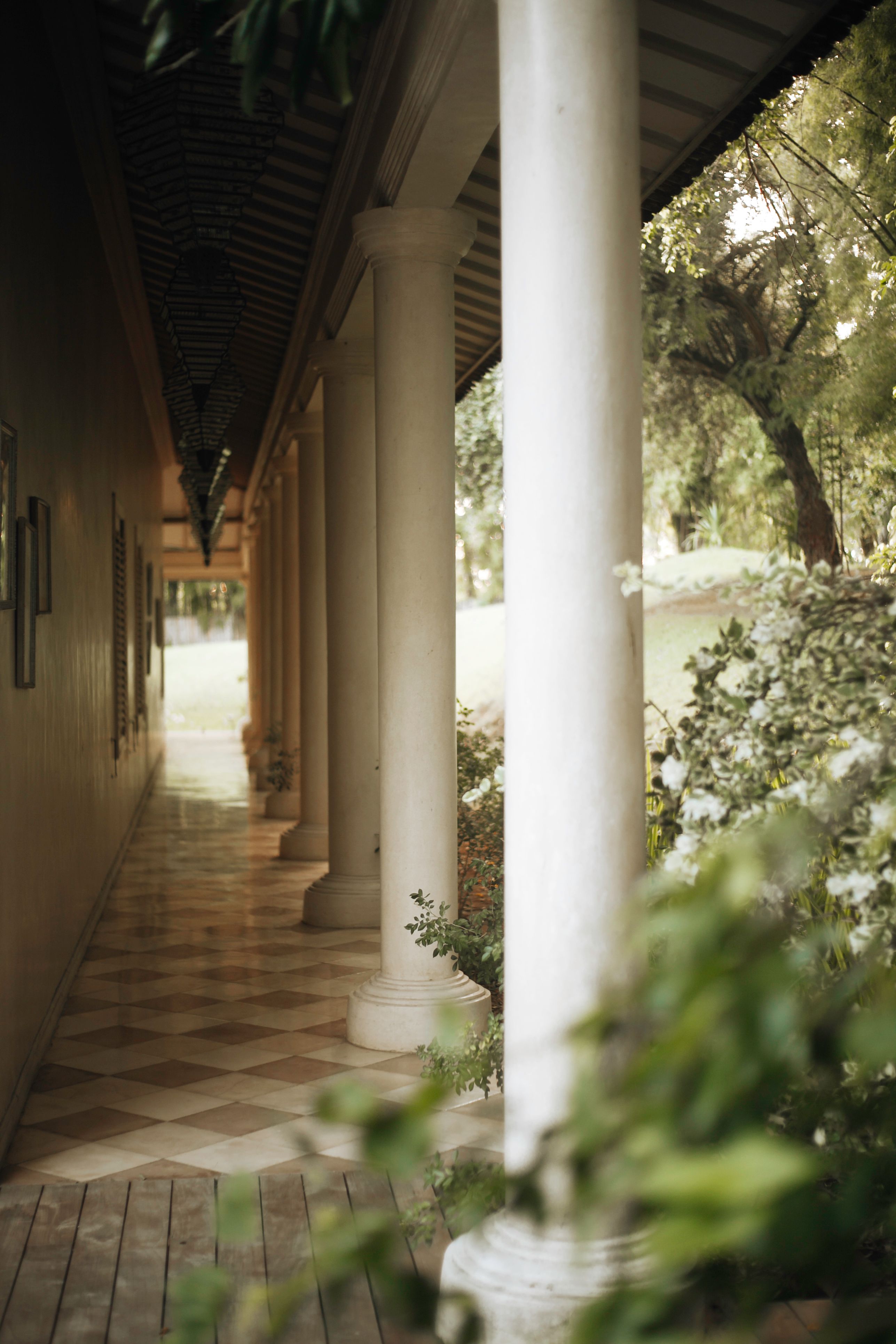 Houses With Columns Photos, Download Free Houses With Columns Stock ...