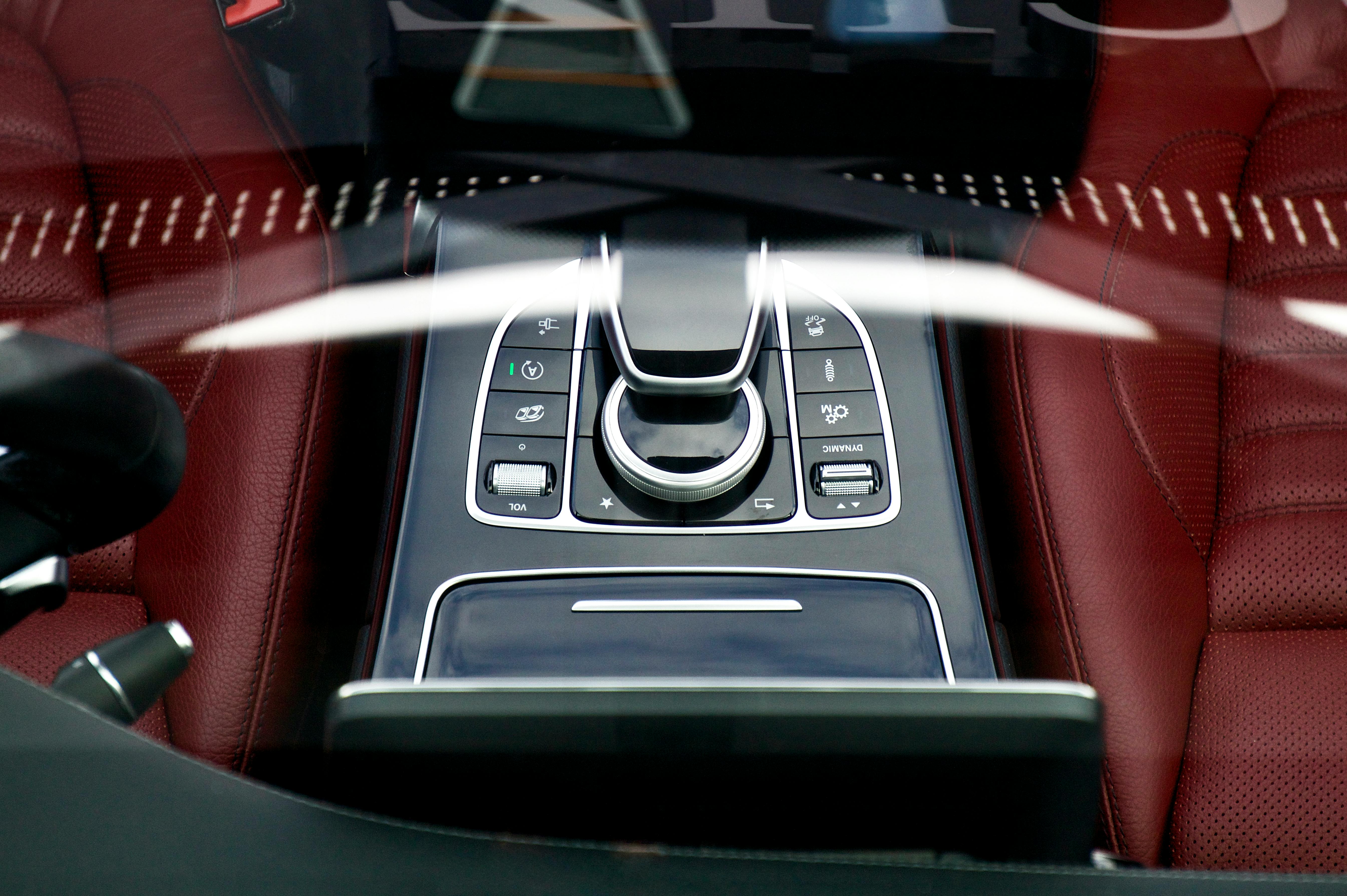 Mastering Air Conditioning Controls in a Car for Comfort