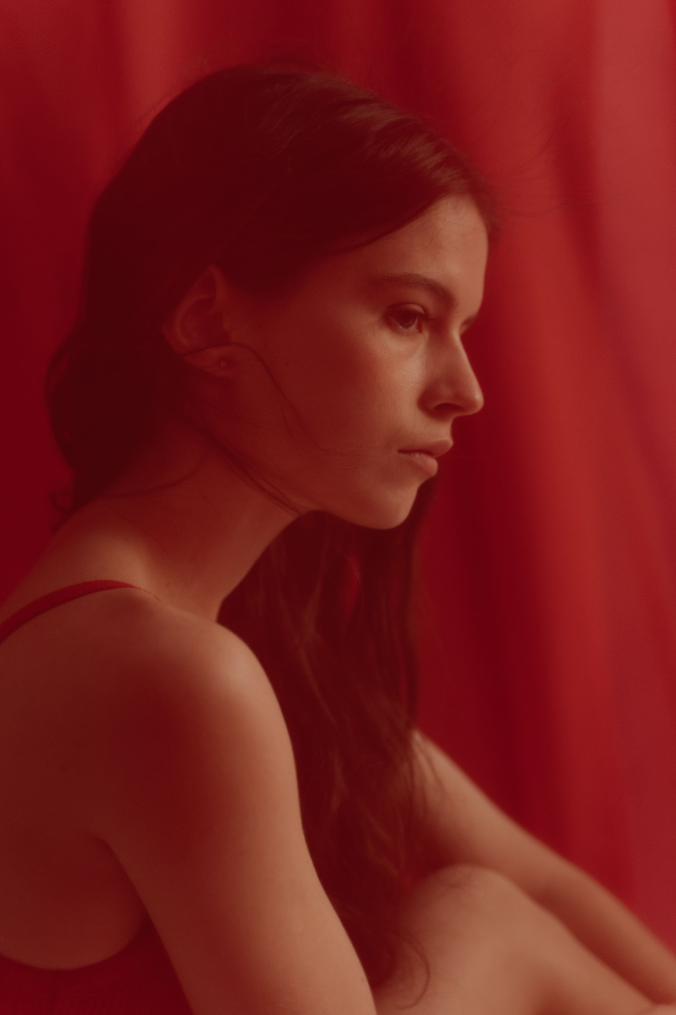 Side View of Woman Wearing Spaghetti Strap Top · Free Stock Photo