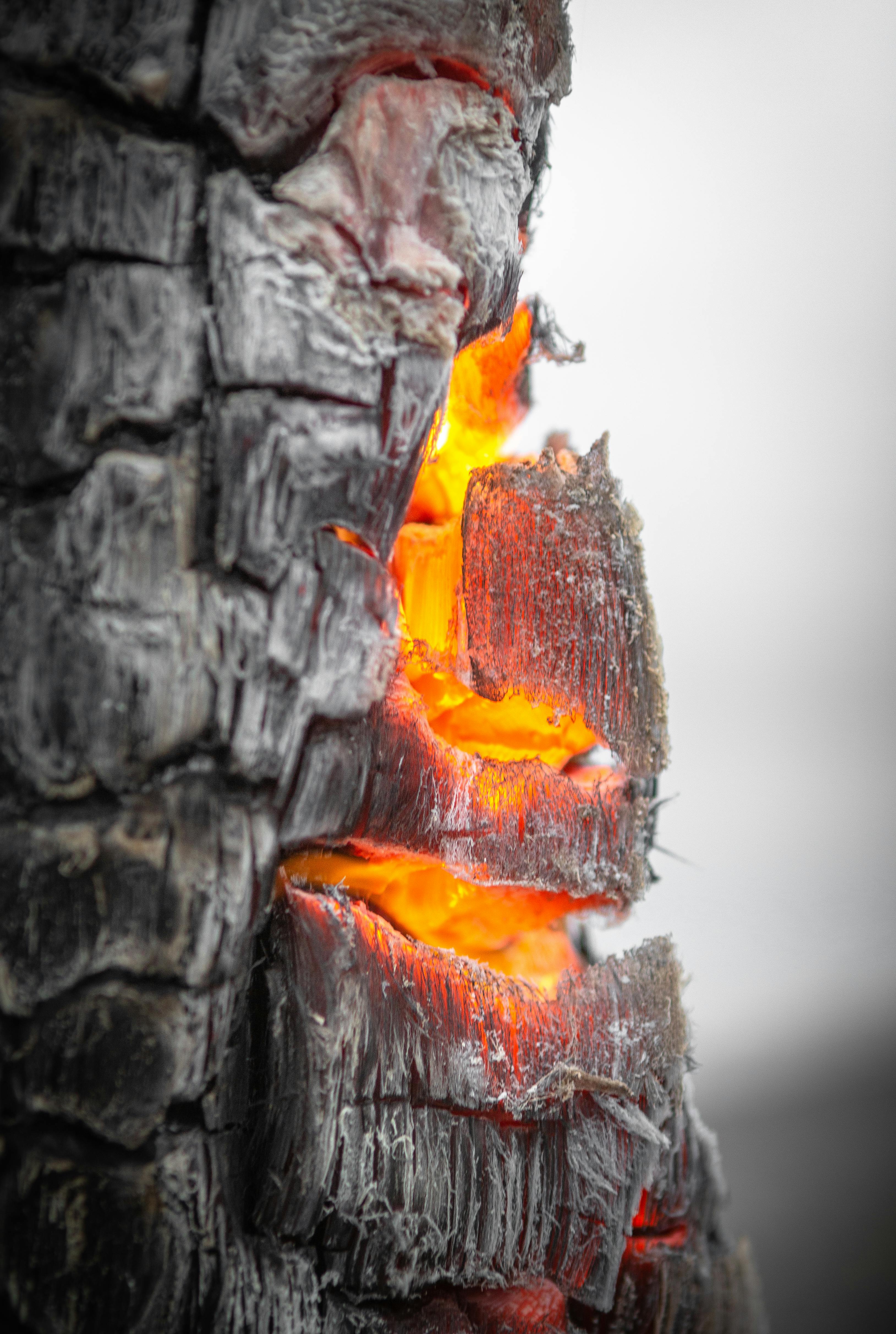 Close-Up Shot of a Burning Coal · Free Stock Photo