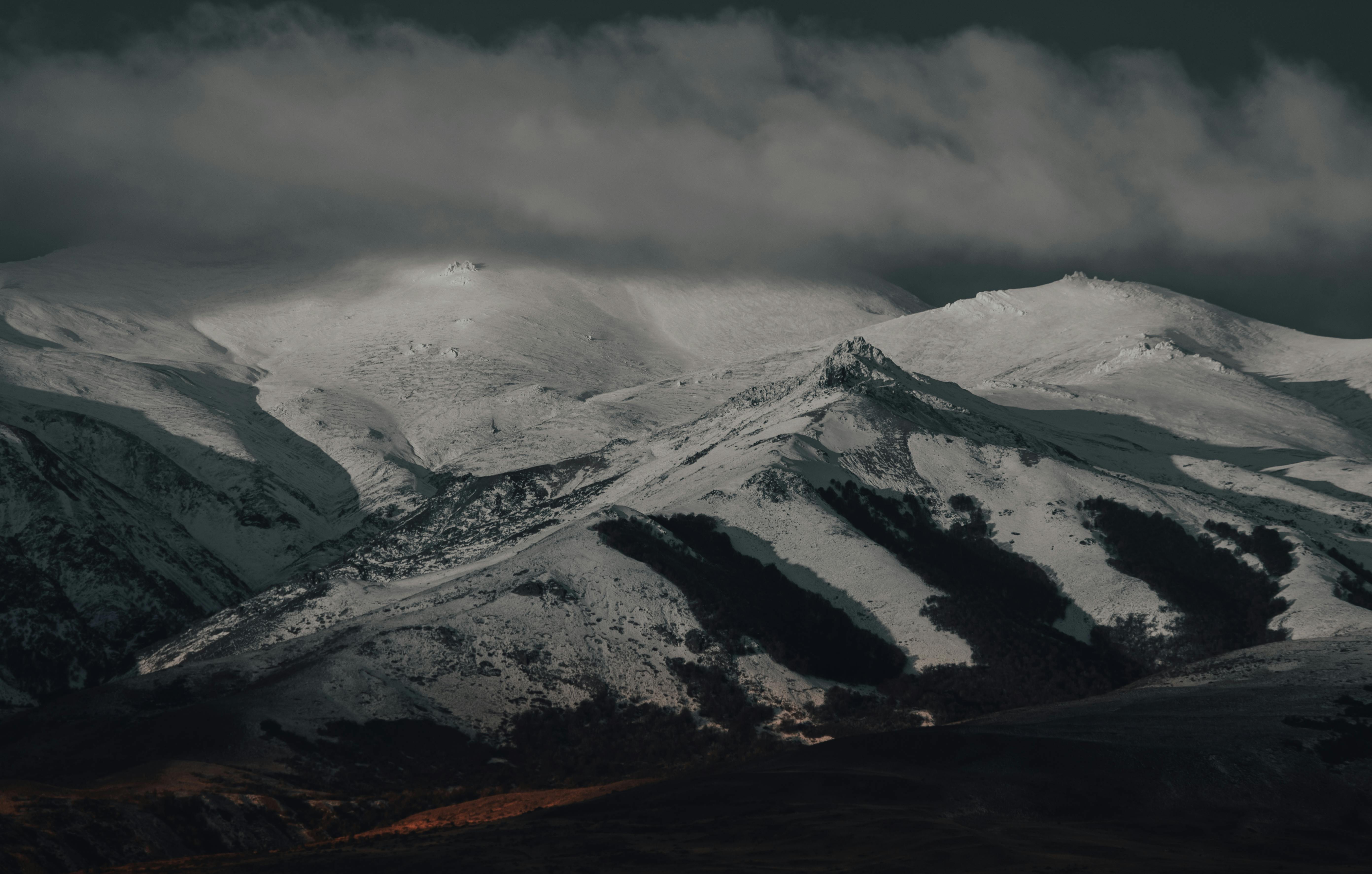 White Building on Snowfield · Free Stock Photo