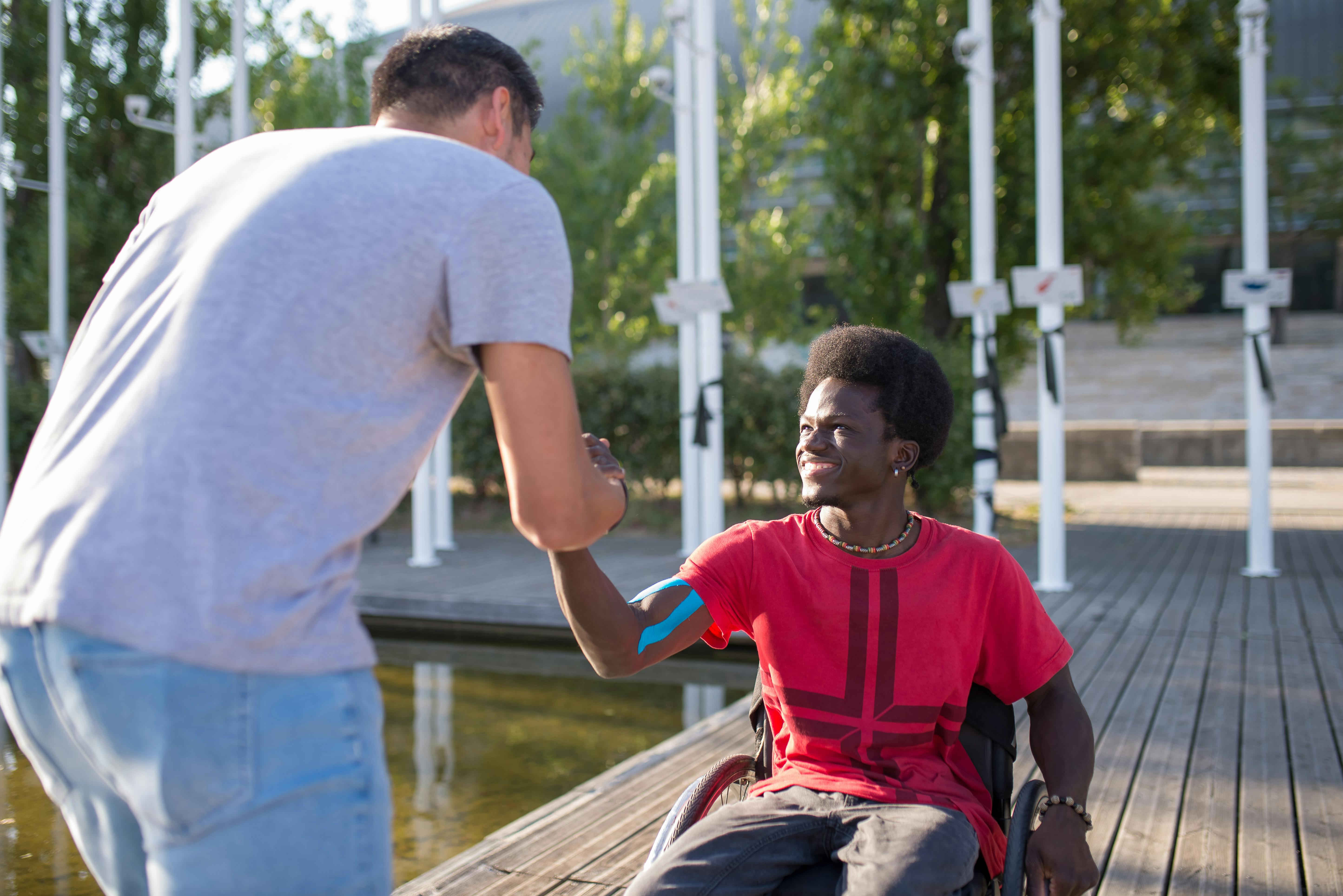 Men Doing a Handshake · Free Stock Photo