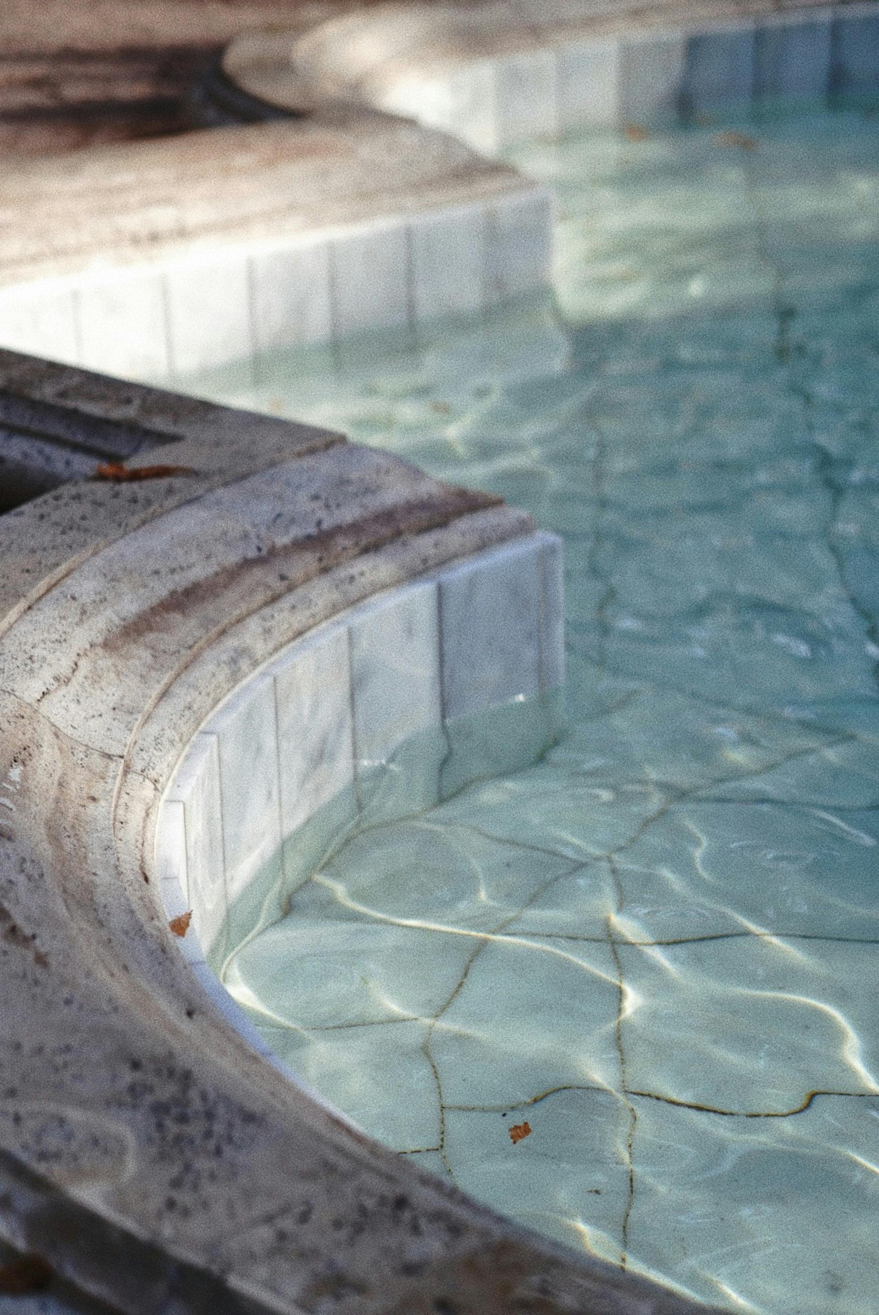 Swimming Pool with White Tiled Floor · Free Stock Photo