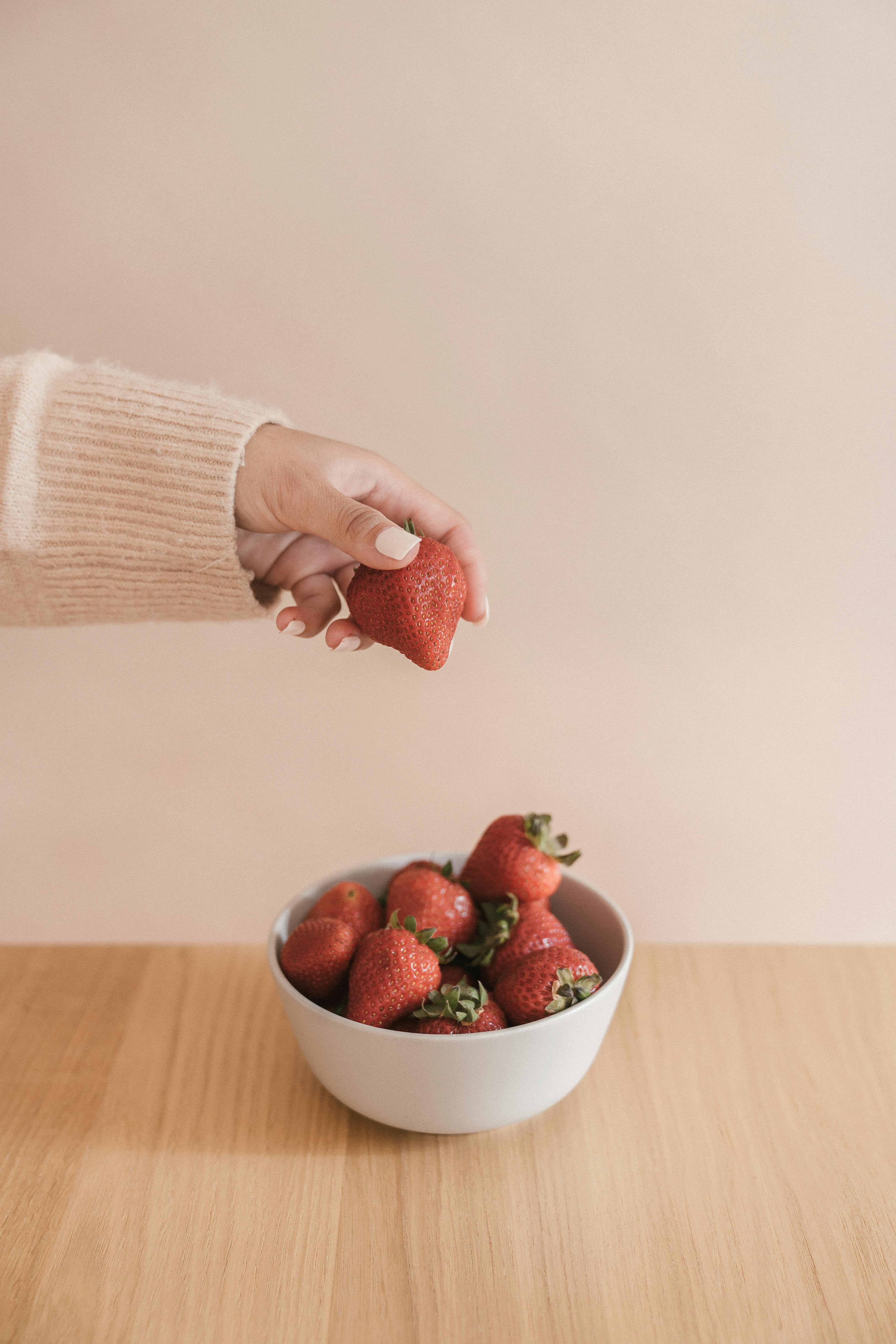 Person Grabbing Photos, Download The BEST Free Person Grabbing Stock ...