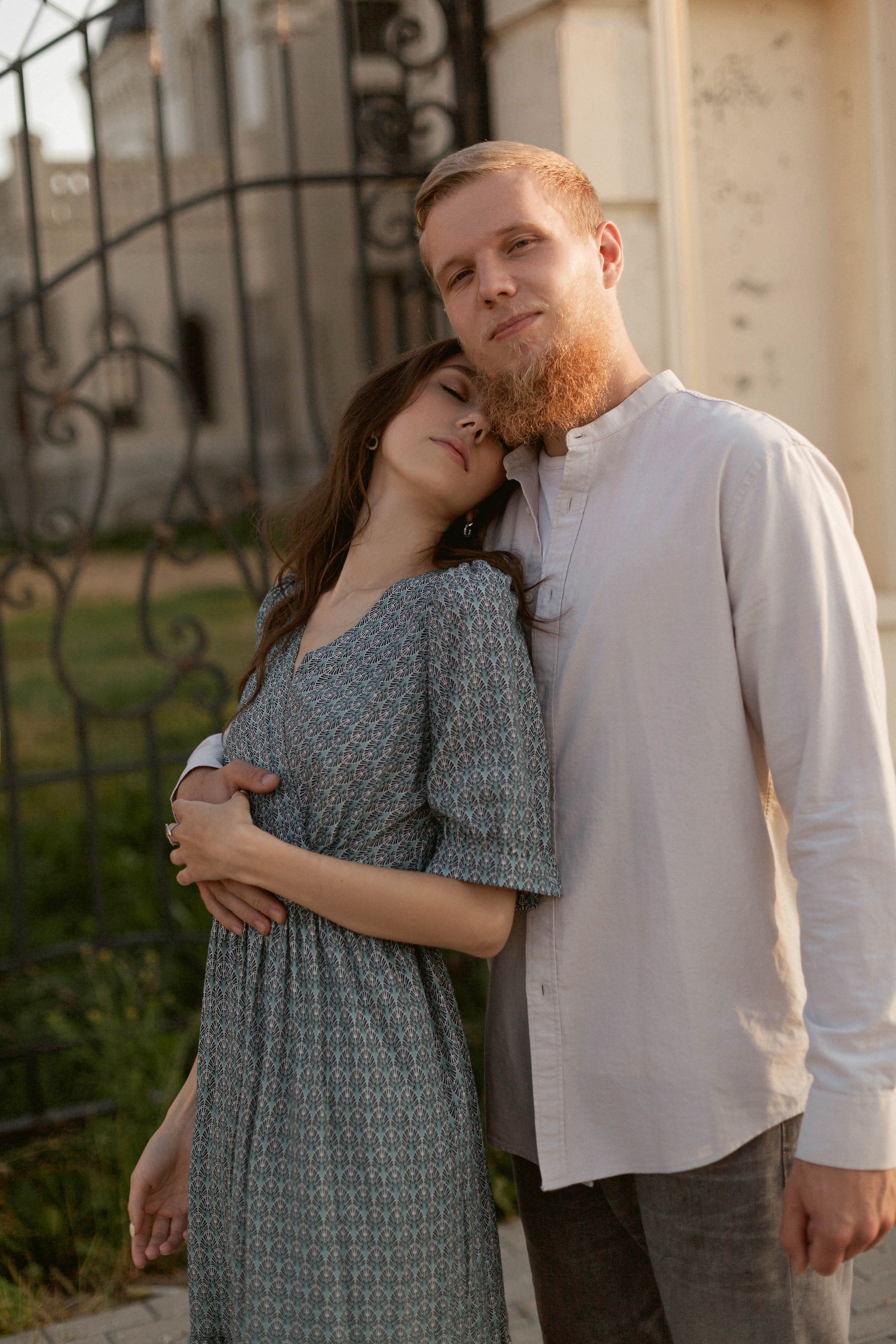 Feeling Happy Around People Photos, Download The BEST Free Feeling ...