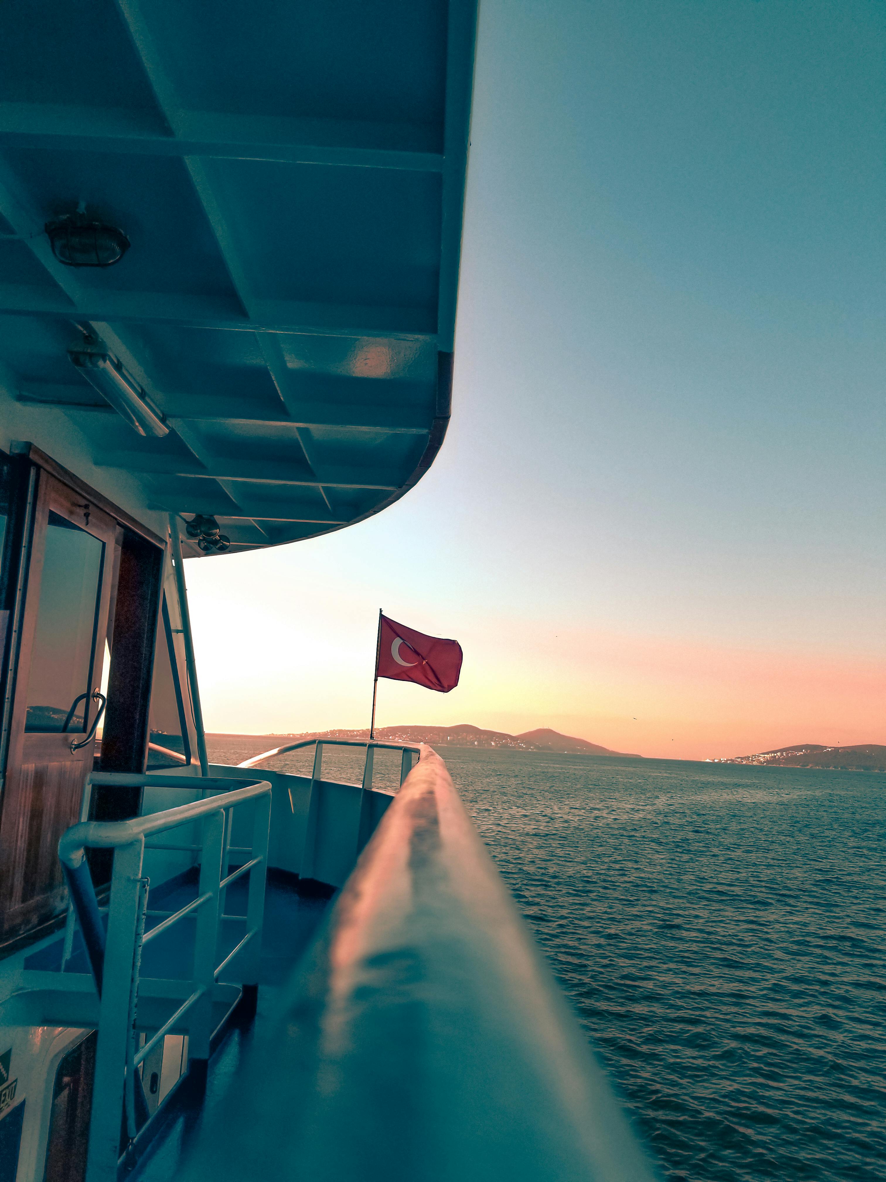 Ship On The Sea Photos, Download Free Ship On The Sea Stock Photos & HD ...