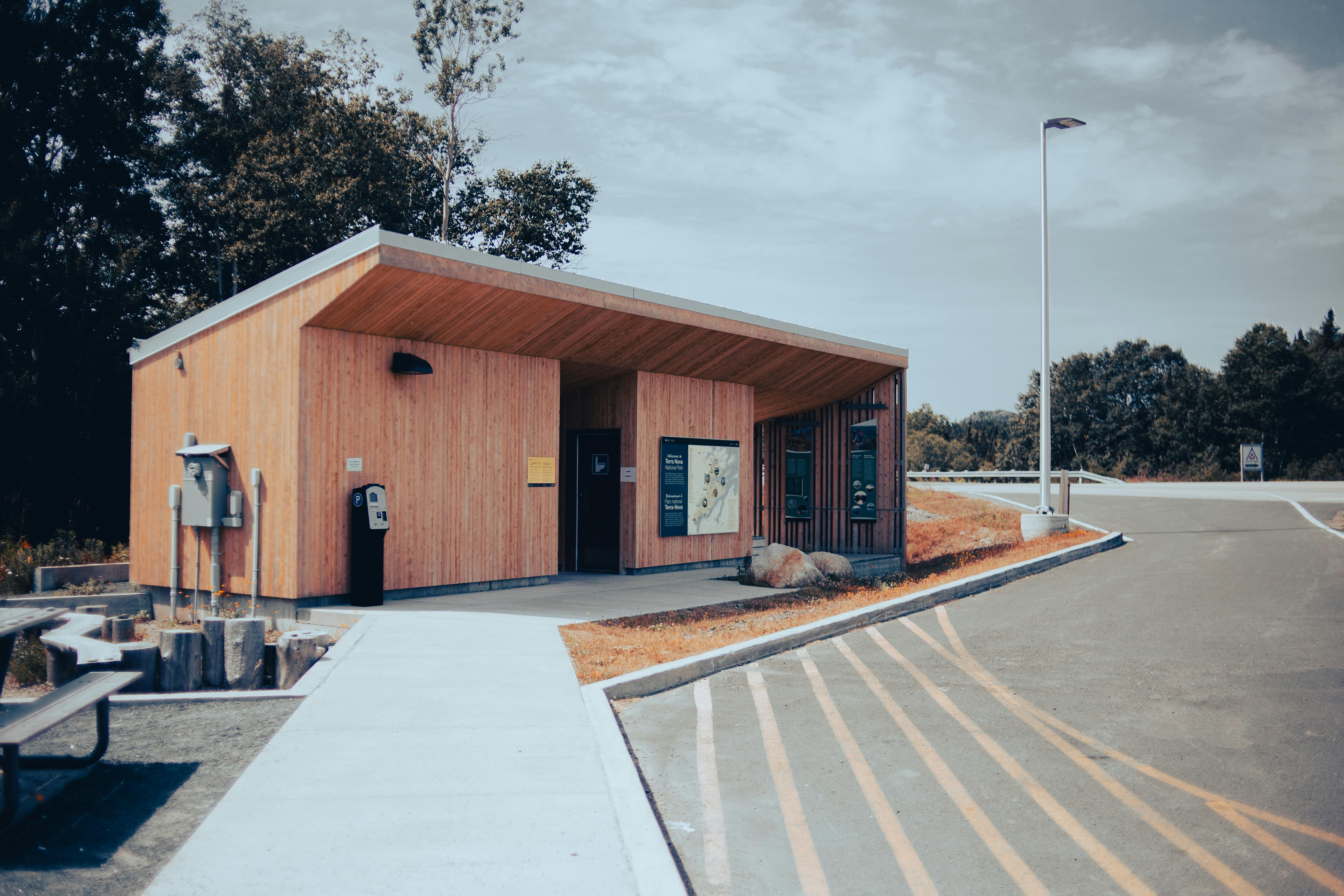 Park Toilet Photos, Download The BEST Free Park Toilet Stock Photos ...