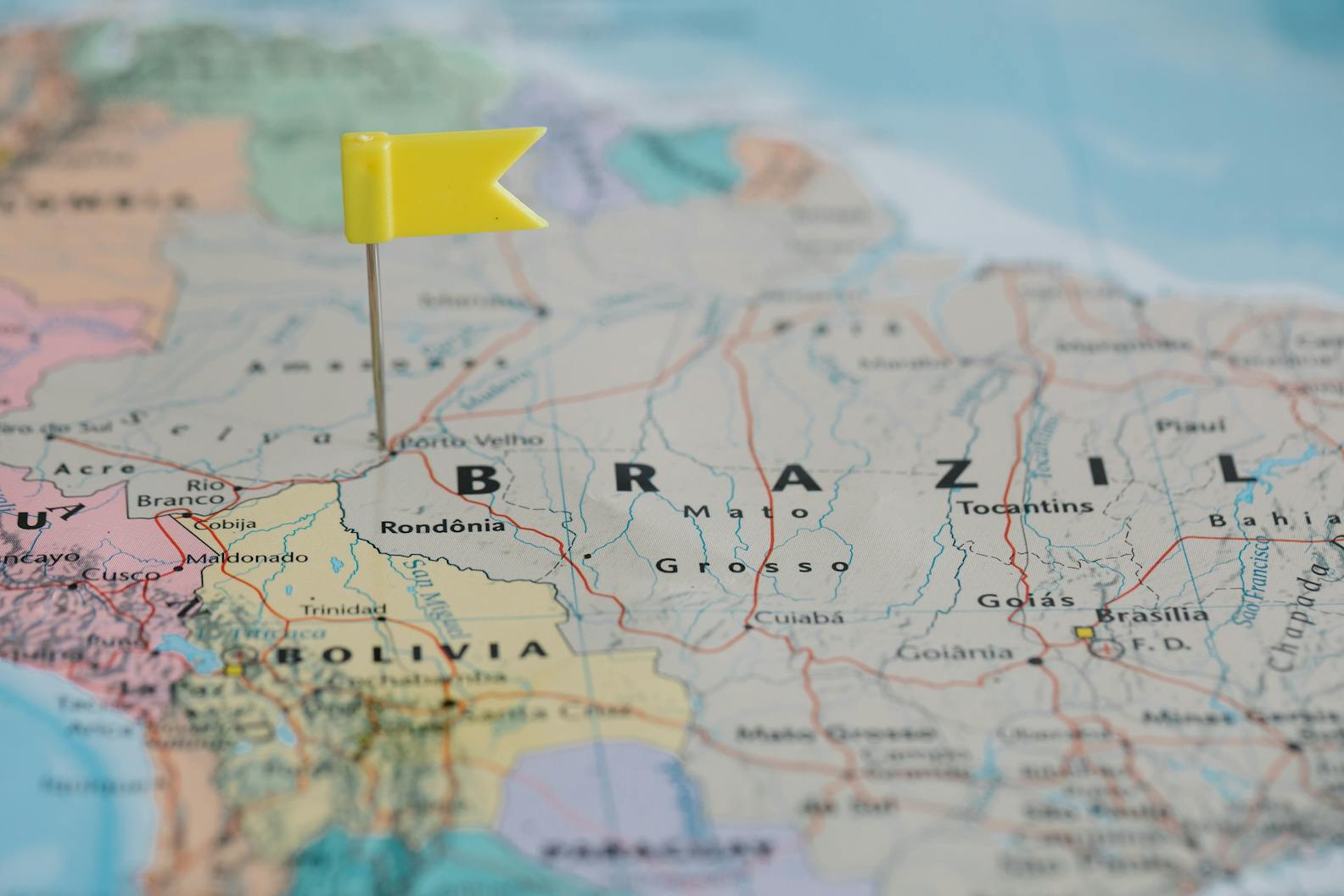 ARCA Fondi SGR: Leading in Asset Management & Governance