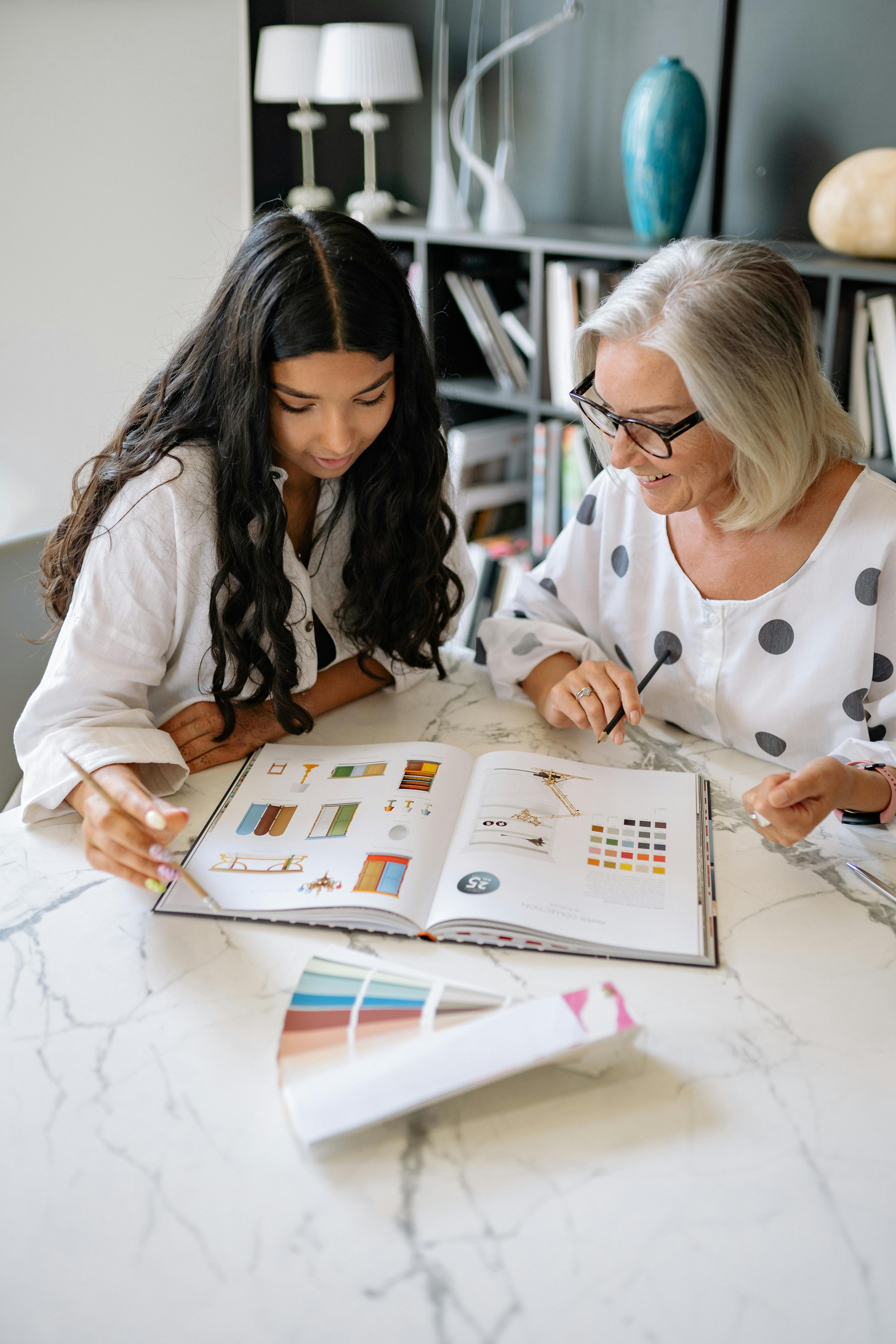 Co Worker Photos, Download The BEST Free Co Worker Stock Photos & HD Images