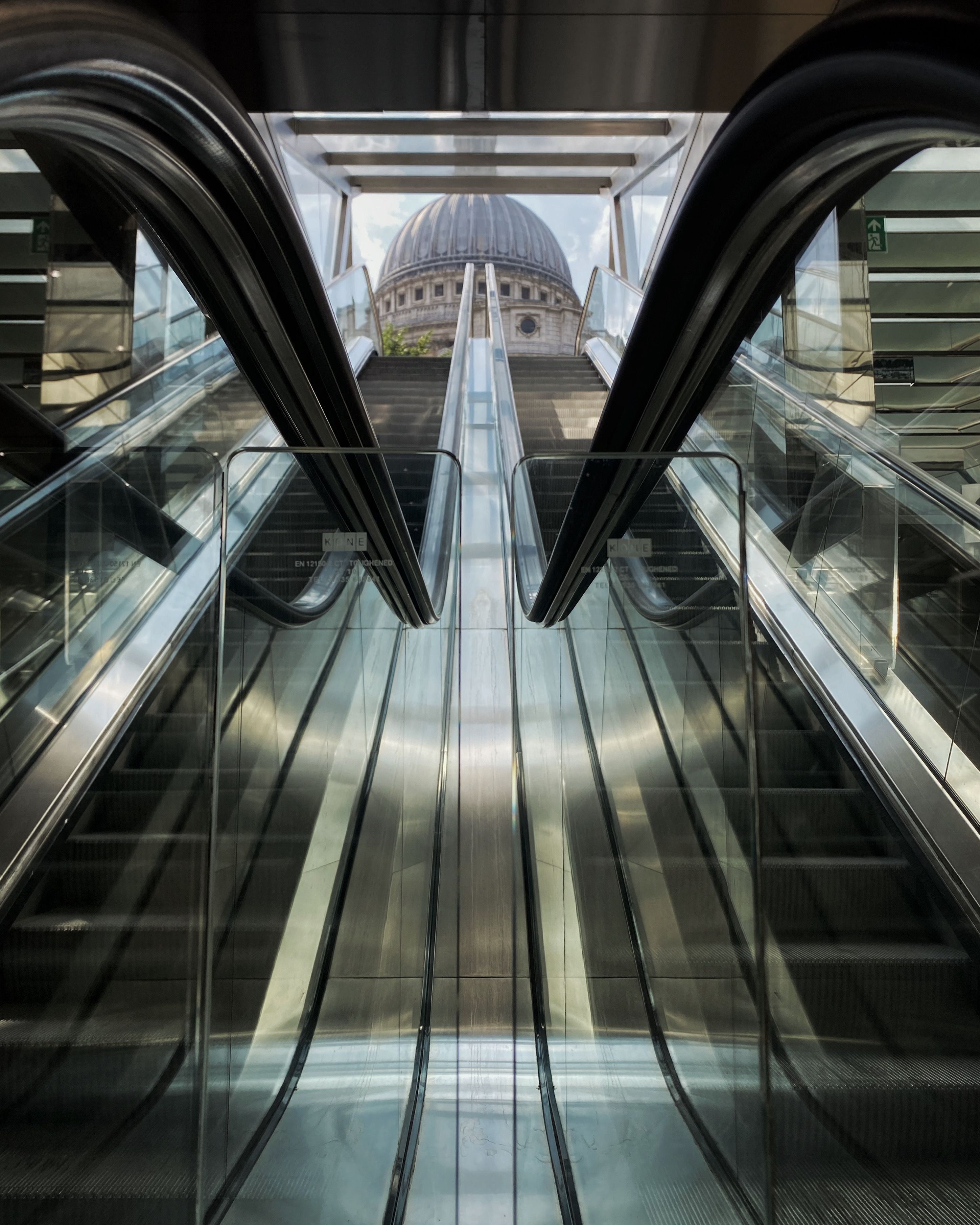 Escalator Inside the Building · Free Stock Photo