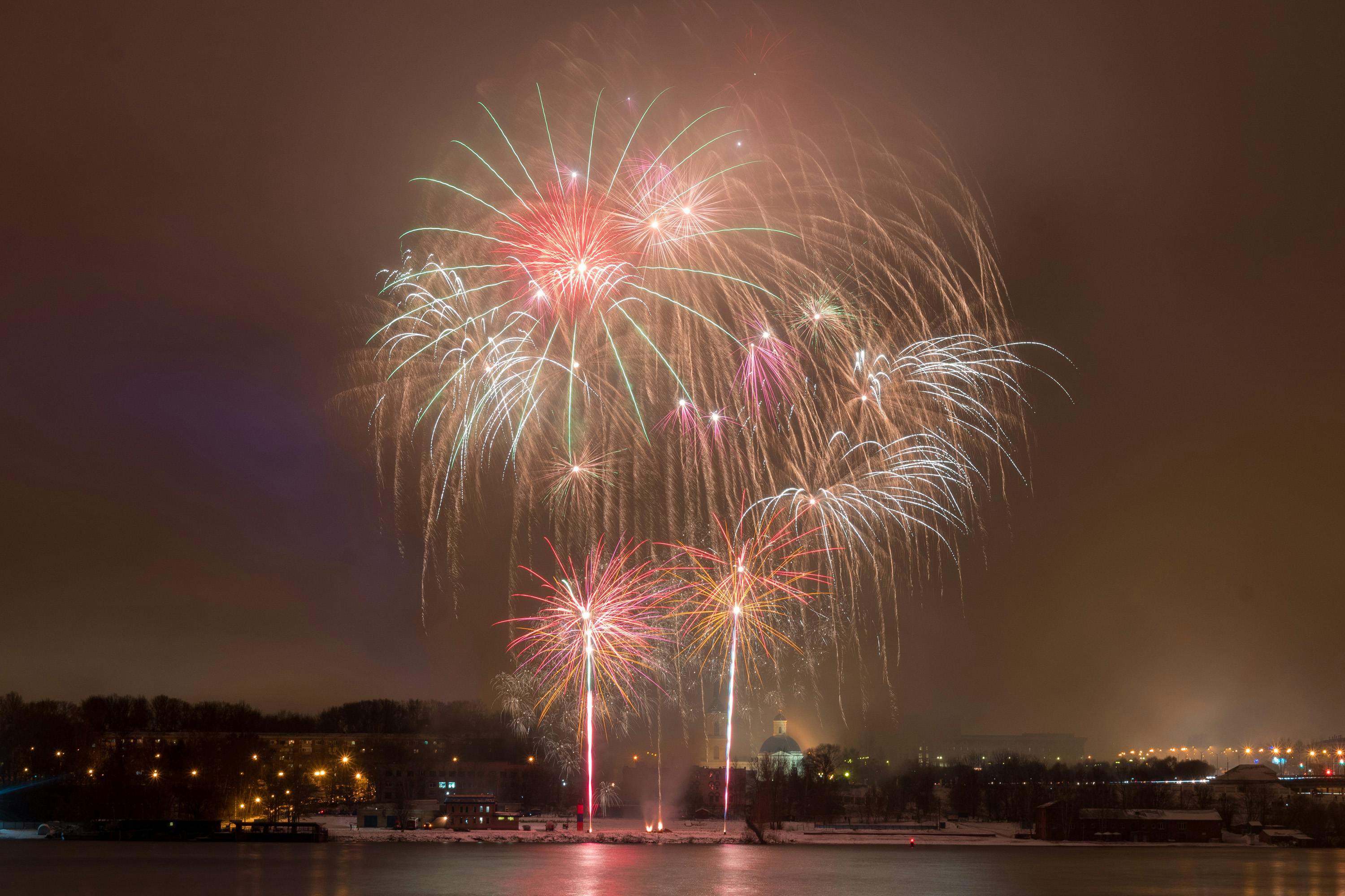 Fireworks in the Sky · Free Stock Photo
