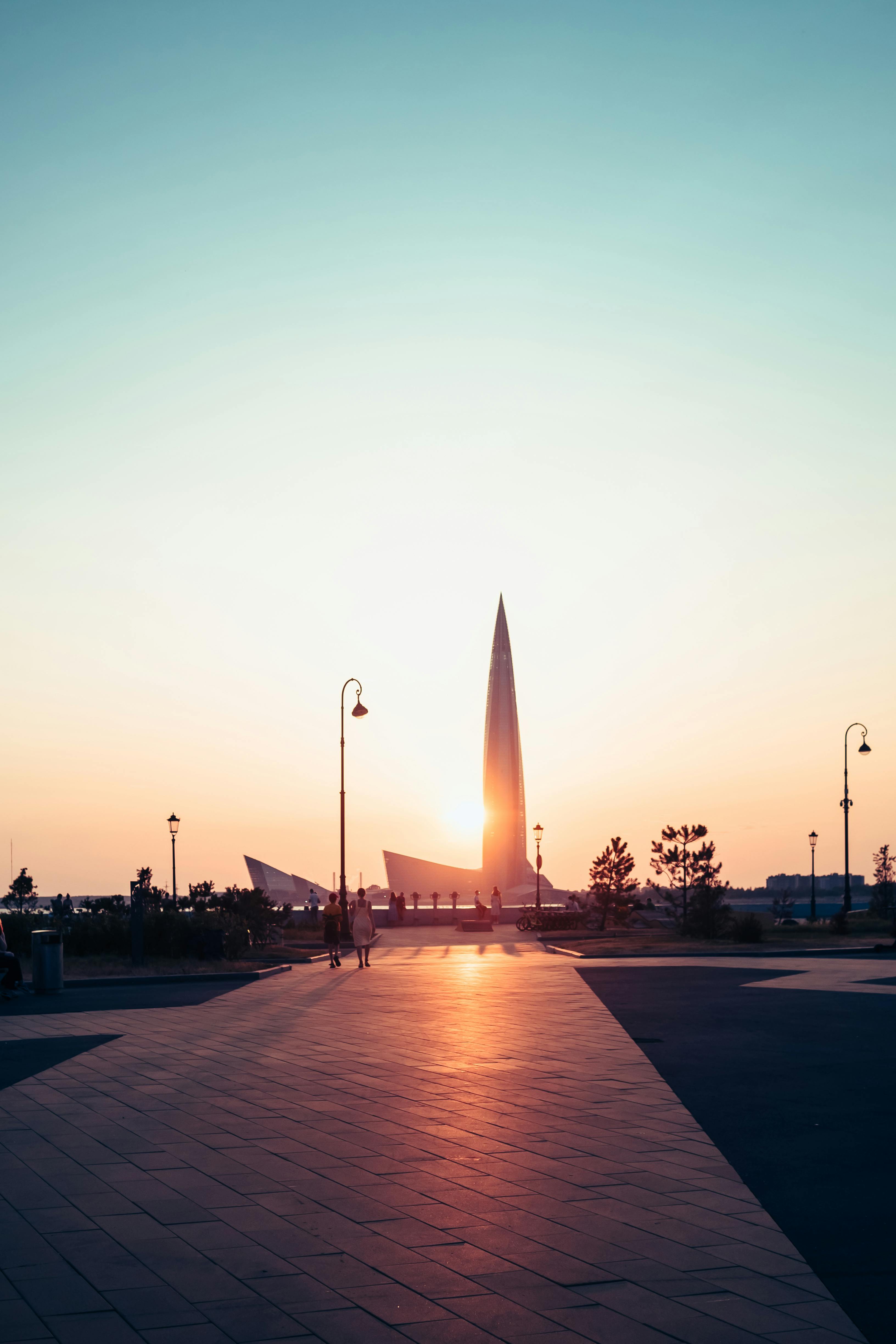 Skyscraper and Sunset · Free Stock Photo