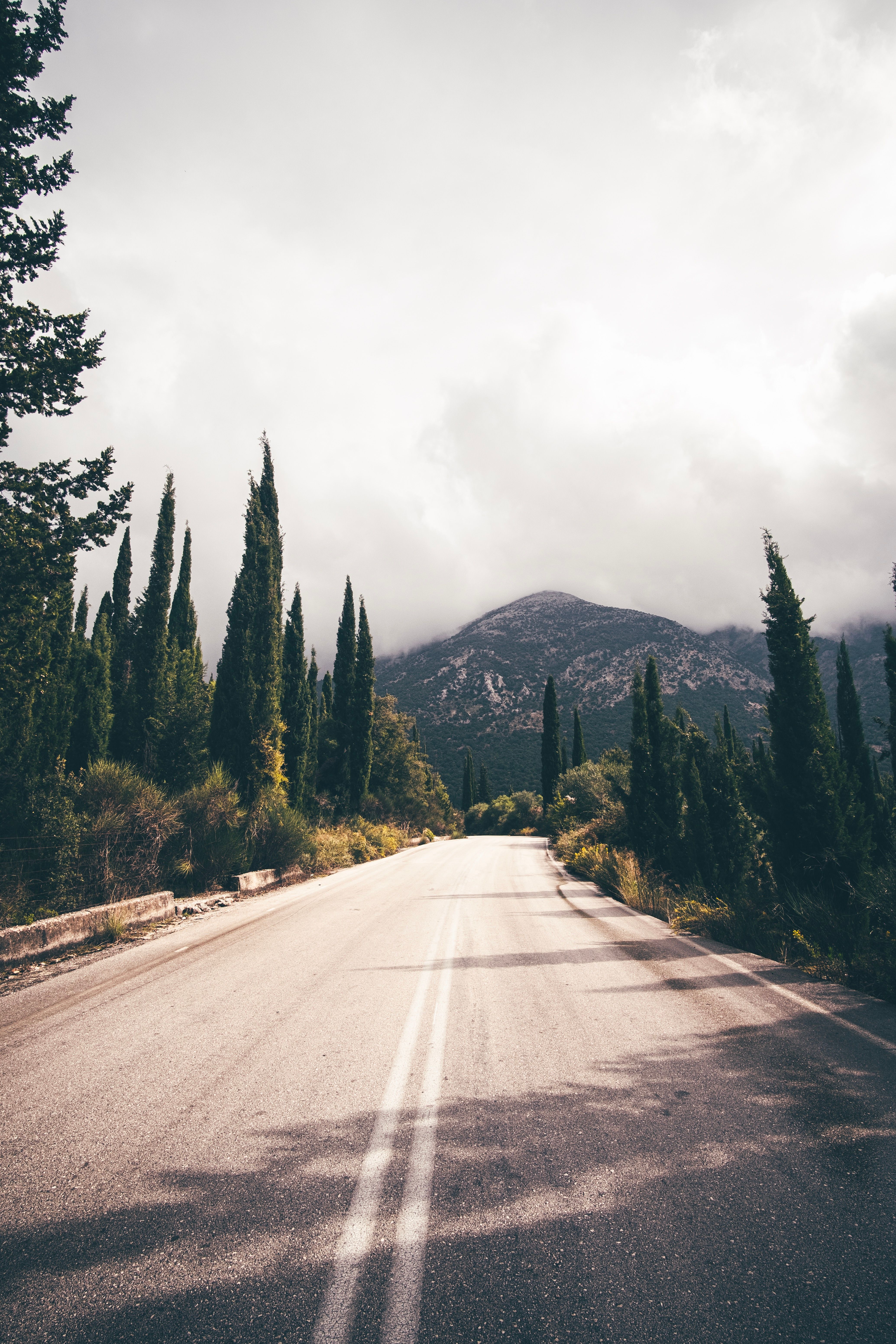 Empty Road in Mountains · Free Stock Photo