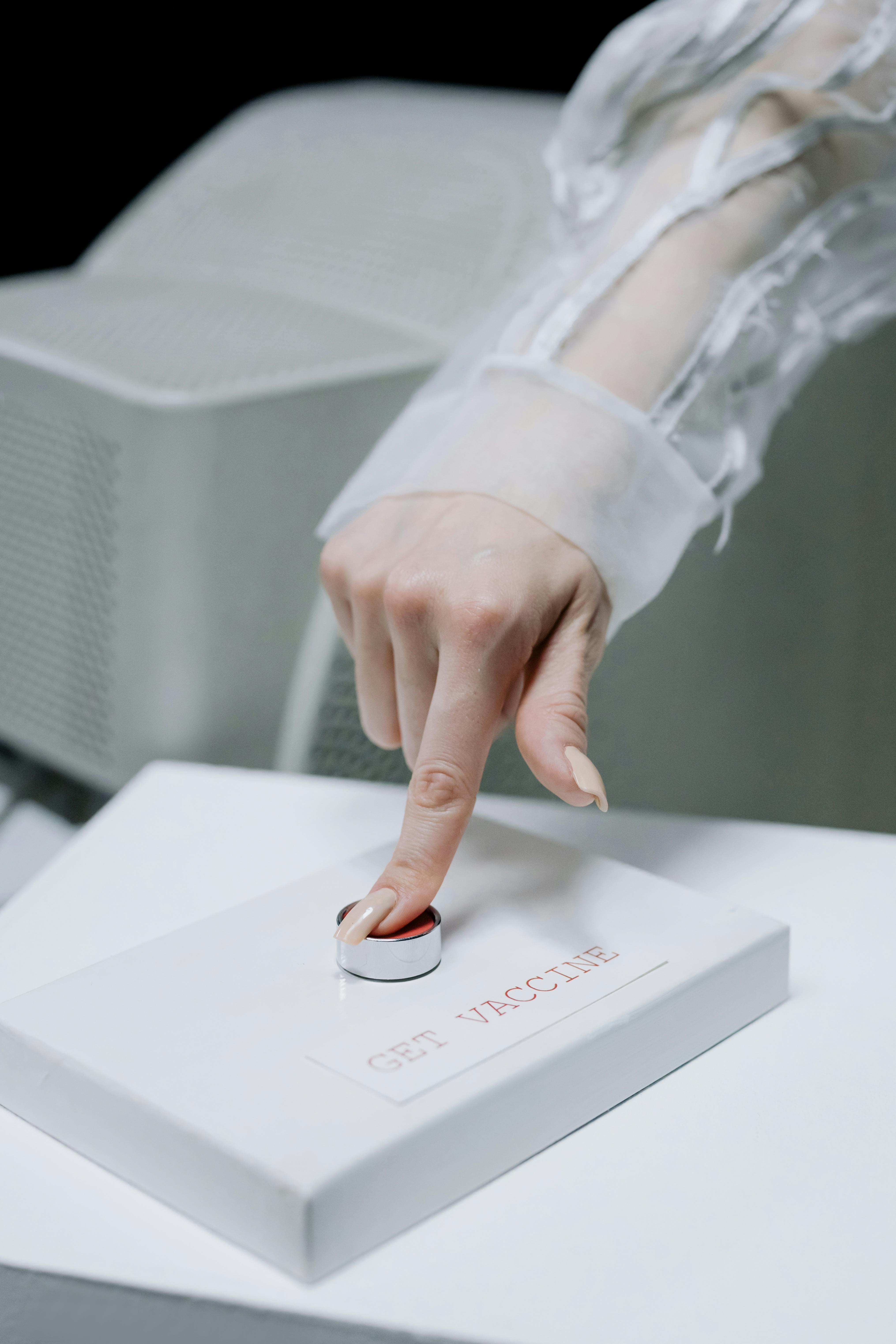 Finger Pressing Button Photos, Download The BEST Free Finger Pressing ...