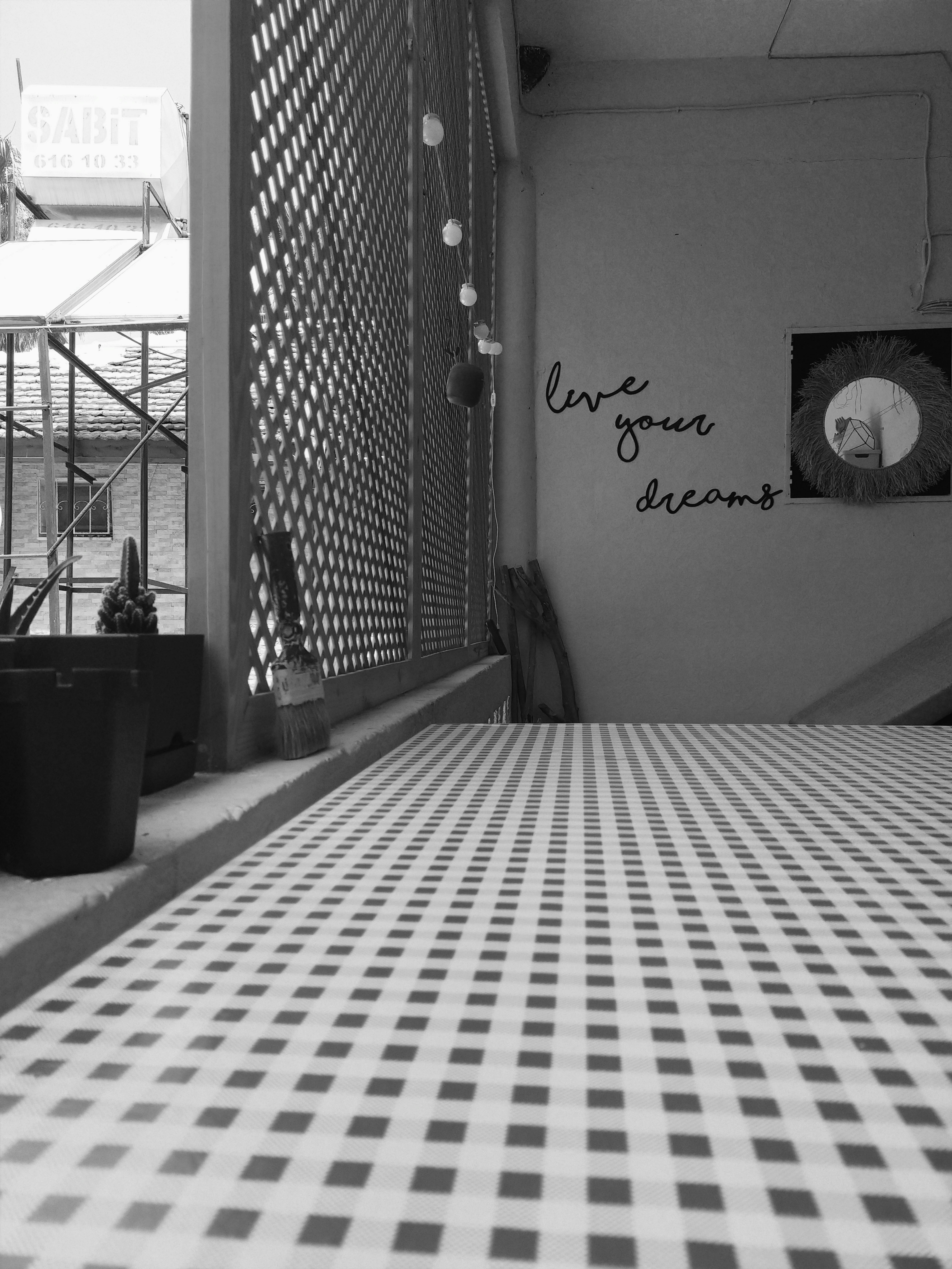 Check Floor and Check Wall · Free Stock Photo